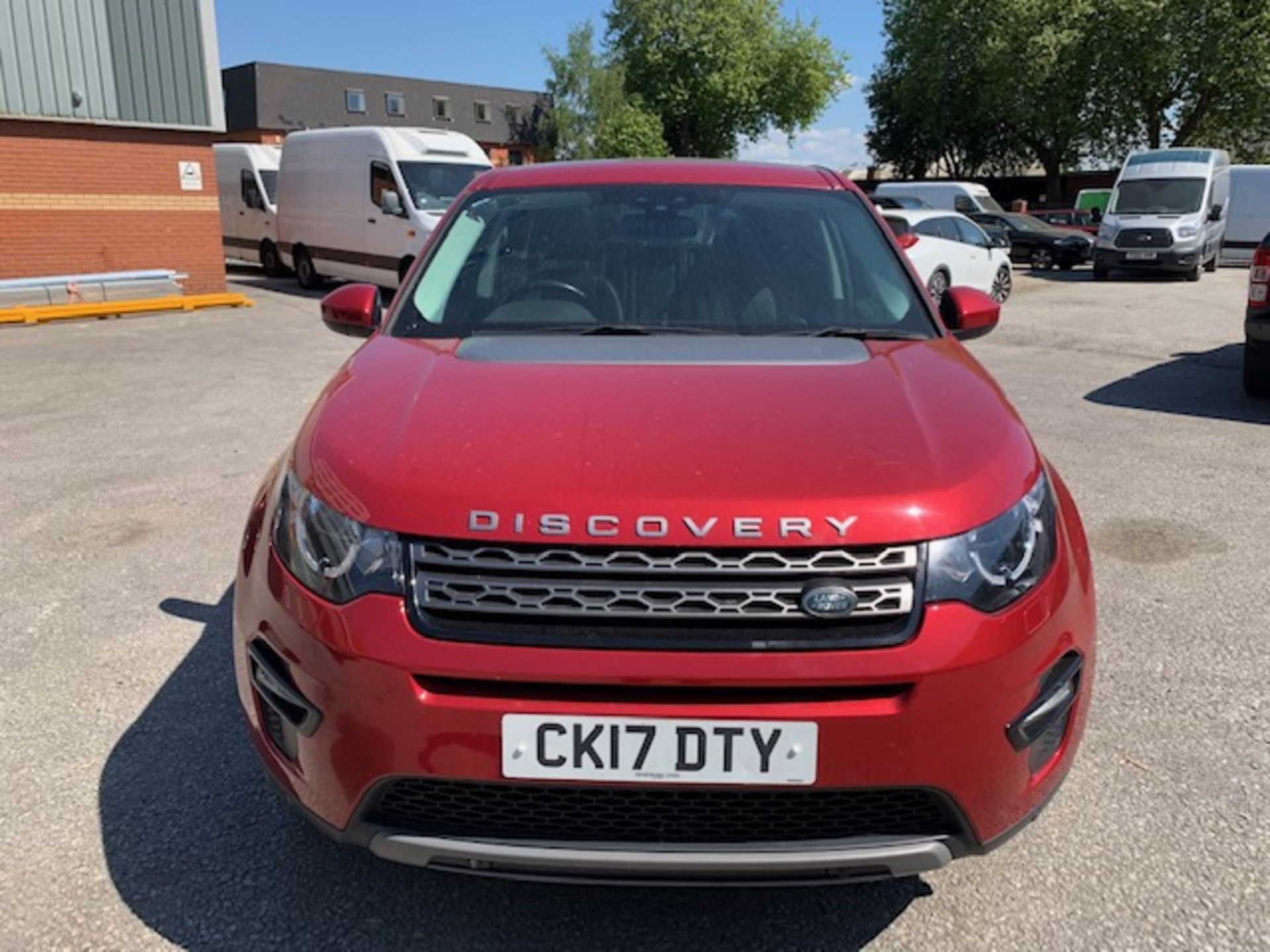 CK17 DTY LAND ROVER DISCOVERY SPORT 2.0 TD4 180 SE TECH Station Wagon ...