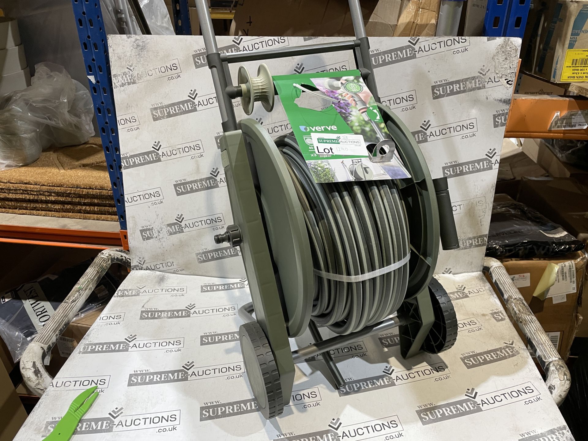 BRAND NEW VERVE 40M HOSE REEL. (R9-4)
