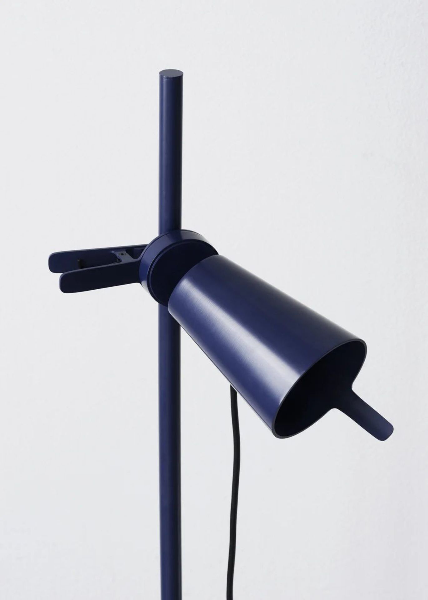 20x NEW & BOXED MODUS TSH WALL LIGHTS - BLUE. (R10-6)