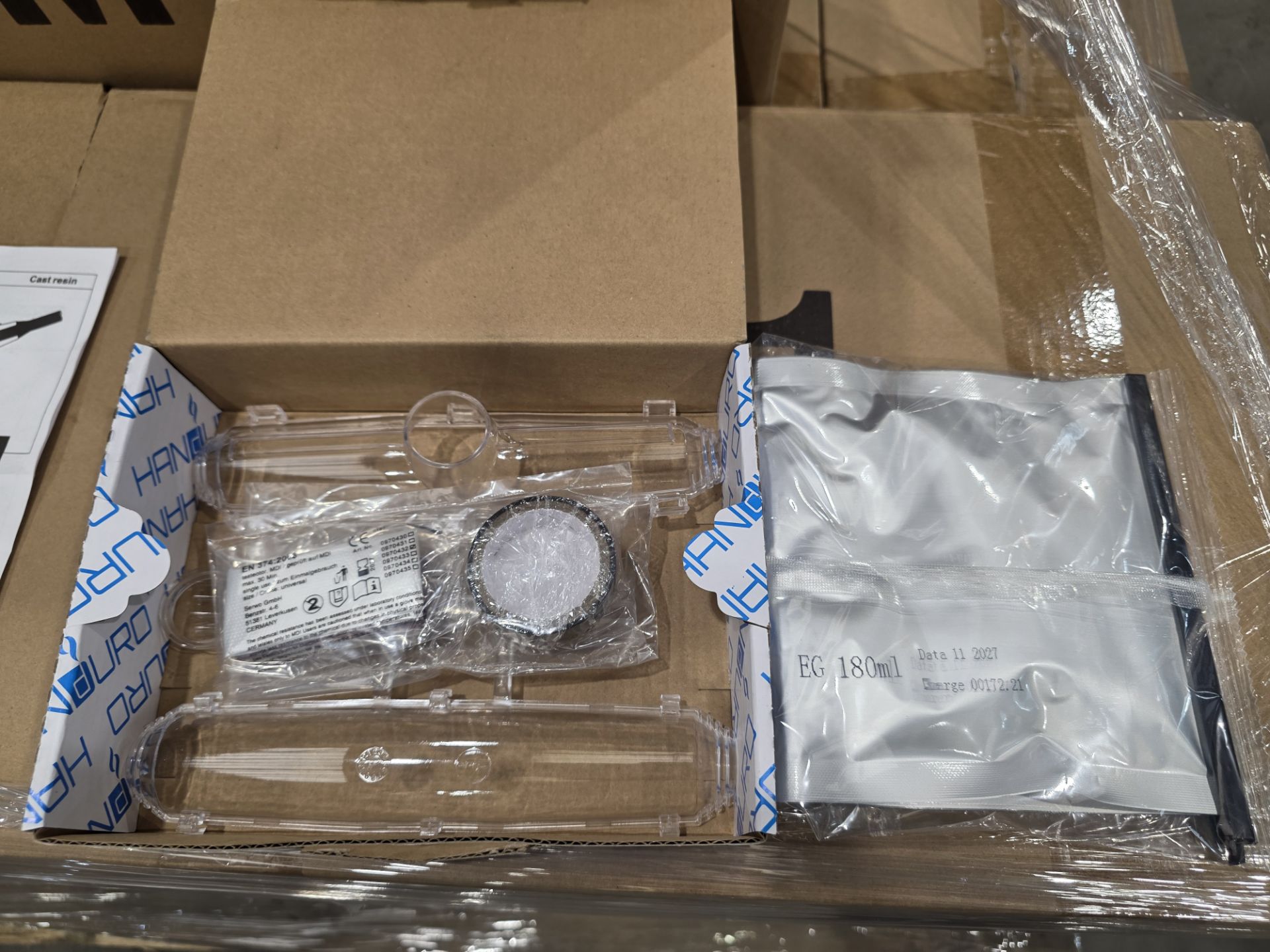 20 X NEW & BOXED CELLPACK M SERIES CAST RESIN SETS (LOC: 25-HN21)