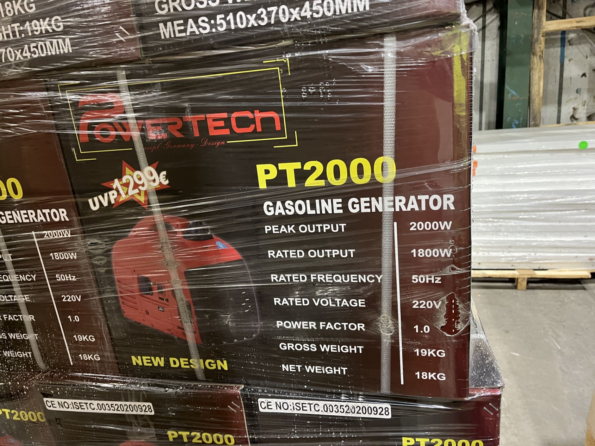NEW & BOXED POWERTECH PT2000 2000w Gasoline Generator. RRP £399. 2000w ...