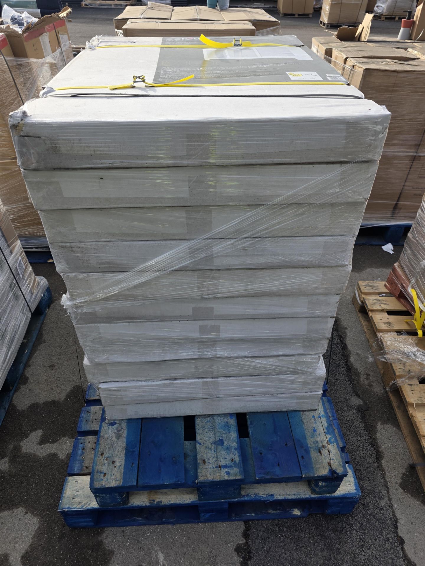 PALLET TO CONTAIN 10 X NEW & BOXED COLOURS MAYFAIR WHITE RADIATOR COVER ...
