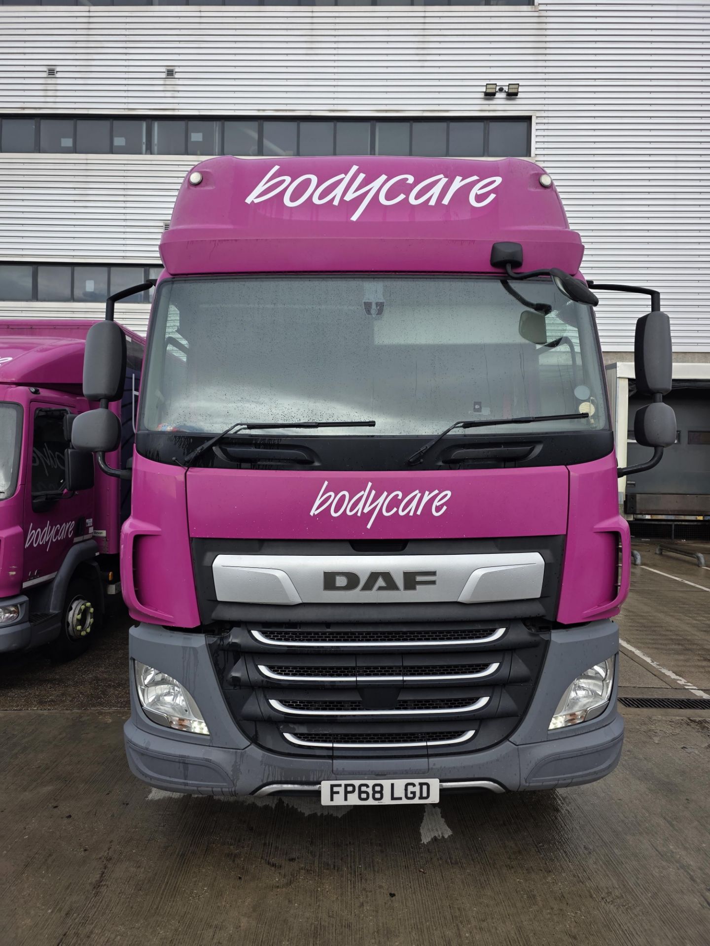 DAF CF 260 FA 18 Tonne Lorry – FP68 LGD Date Registered: 18/01/2019 MOT ...