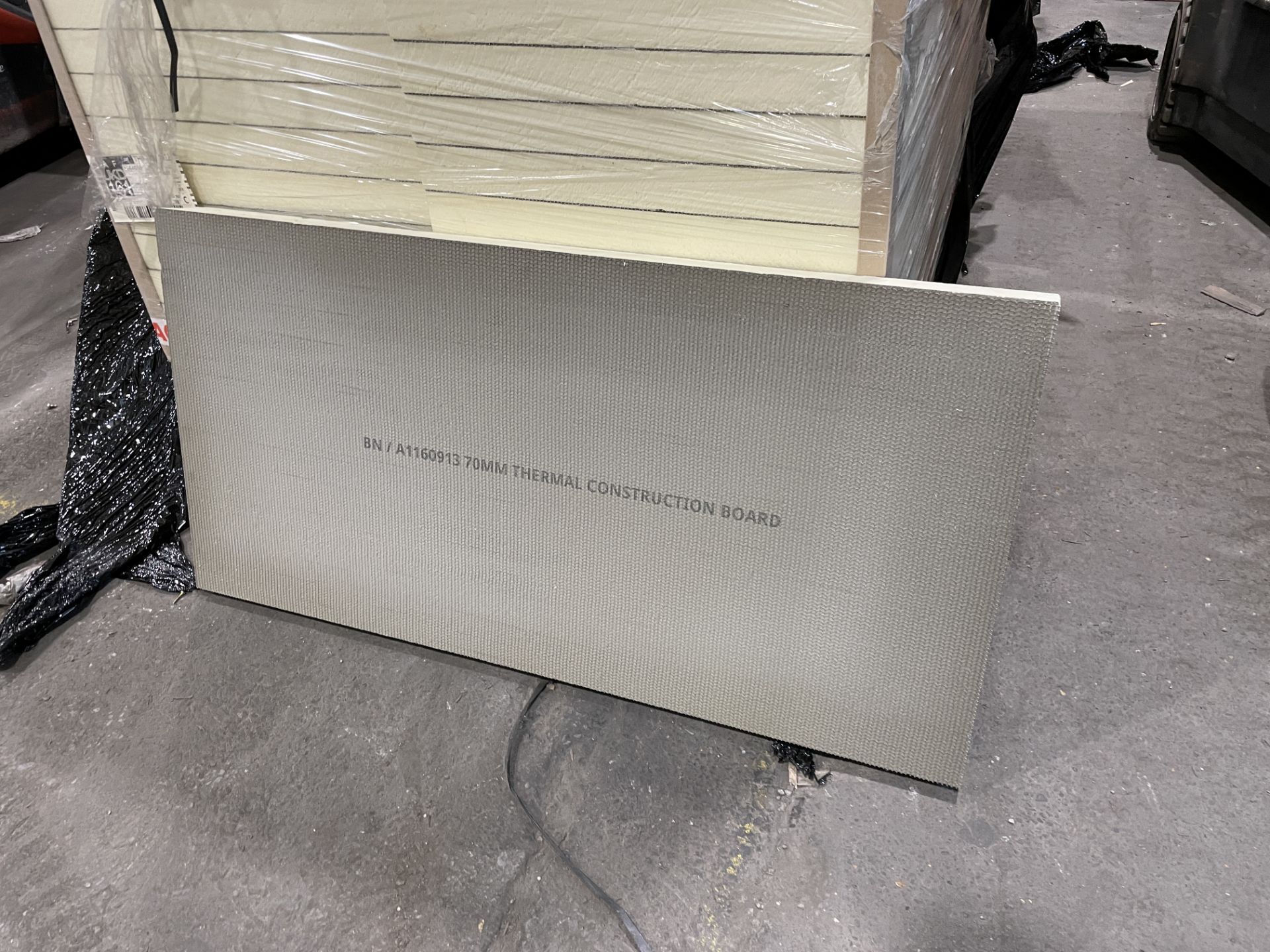 6 X BRAND NEW THERMAL CONSTRUCTION BOARDS 120 X 60 X 8CM (LOC: 23.8-AA481)