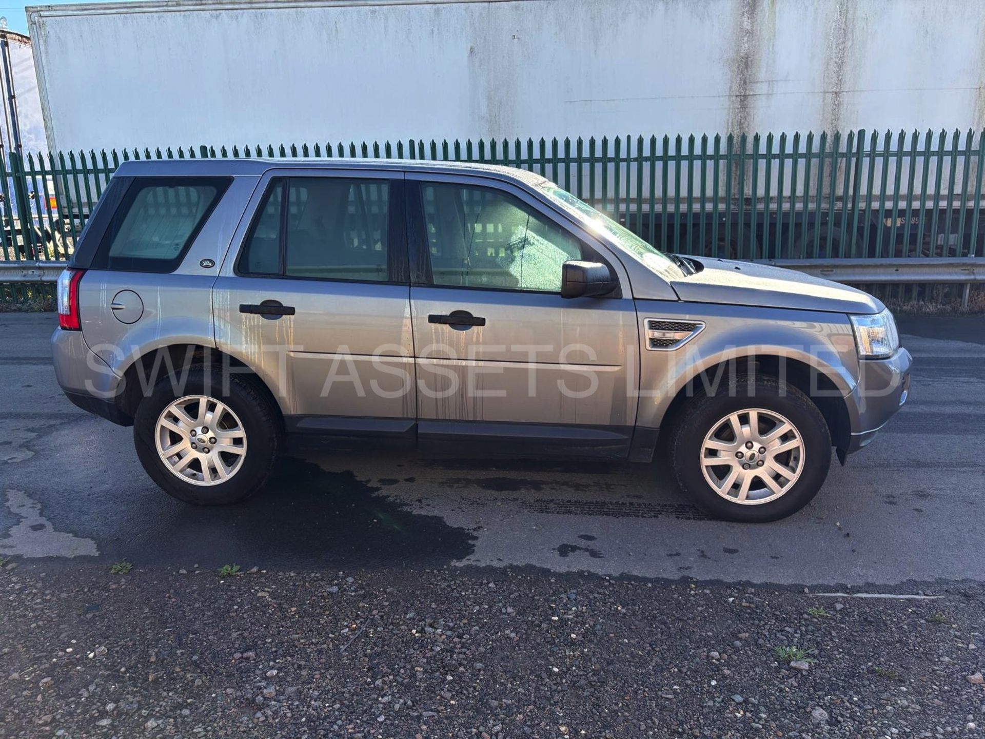 LAND ROVER FREELANDER 2.2TD4 AUTO S/S "S EDITION" - 2013 MODEL - AIR ...