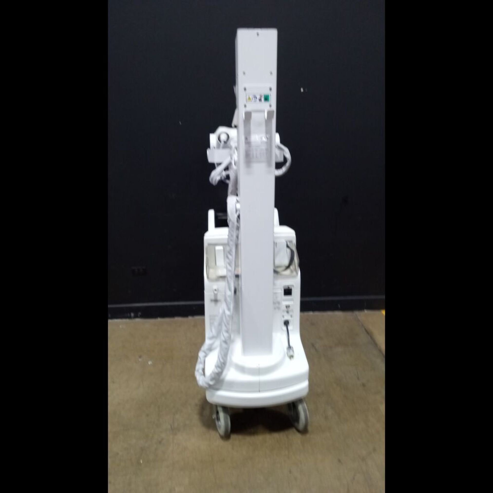 GE OPTIMA MOBILE X-RAY MACHINE (QTY 1)