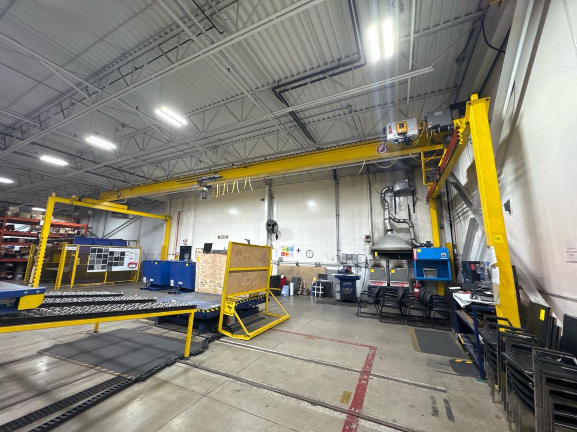 Lift Safe Eng. free standing bridge crane, 18 ft. x 47 ft. w/ GIS ...