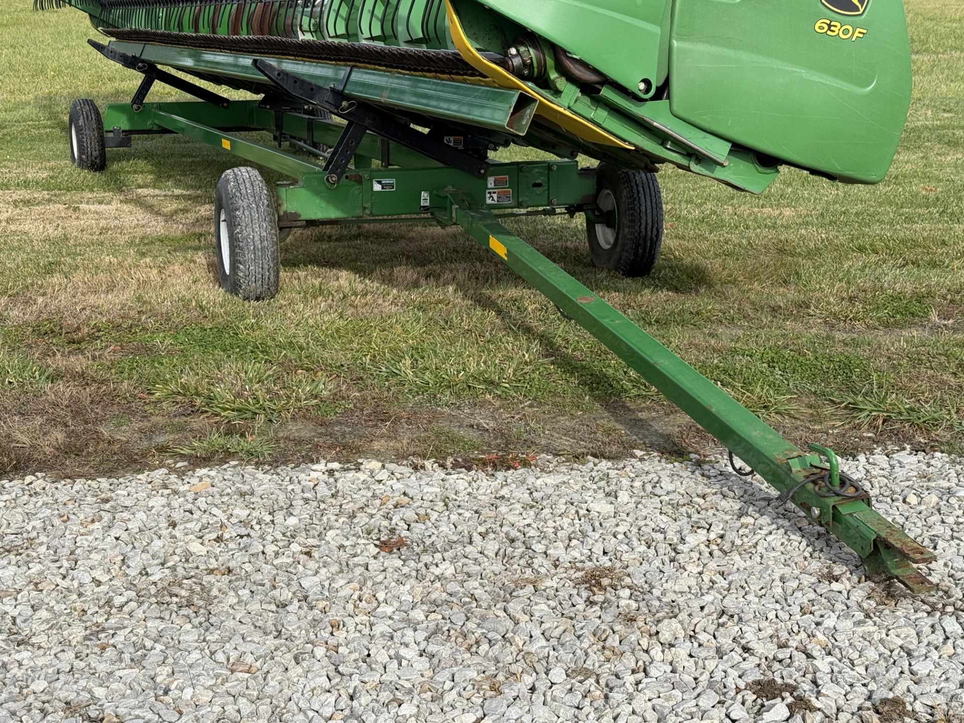 HT30 Unverferth header cart, extendable tongue, lights, 7.5-10 tires.