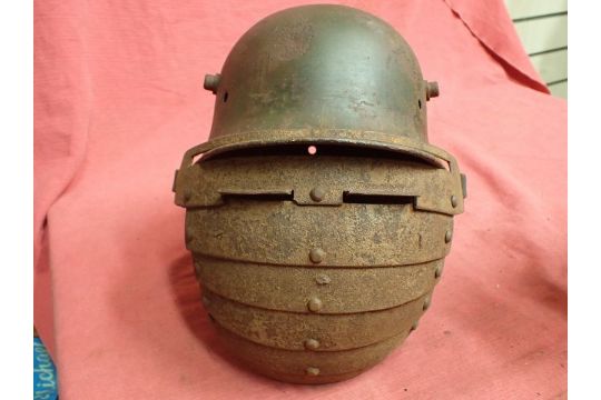WW1 German 1st Guards steel helmet with face guard A rare WW1 German ...