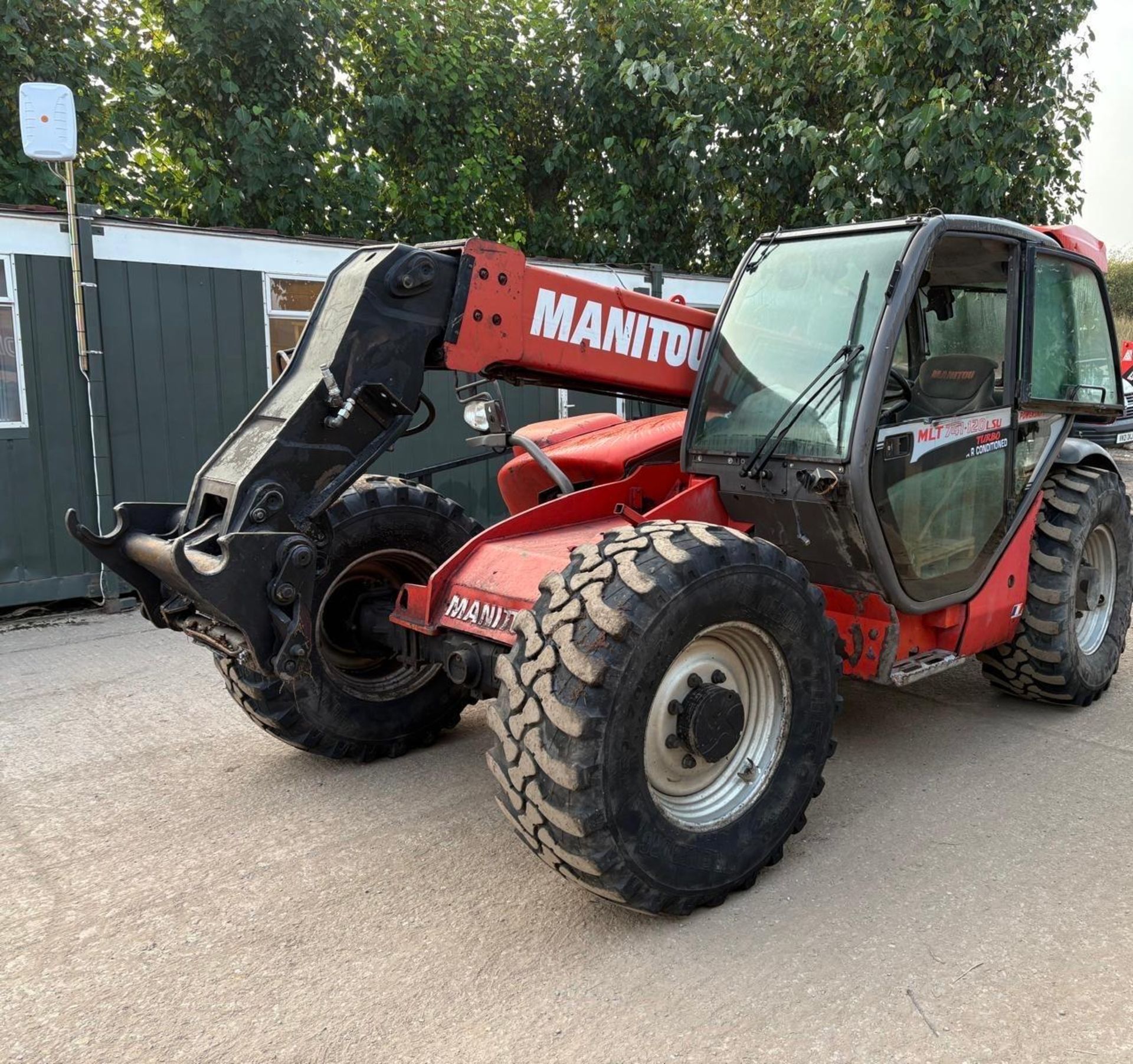 VC00017 Information from the seller: 2009 Manitou Mlt 741 120 Lsu Air ...