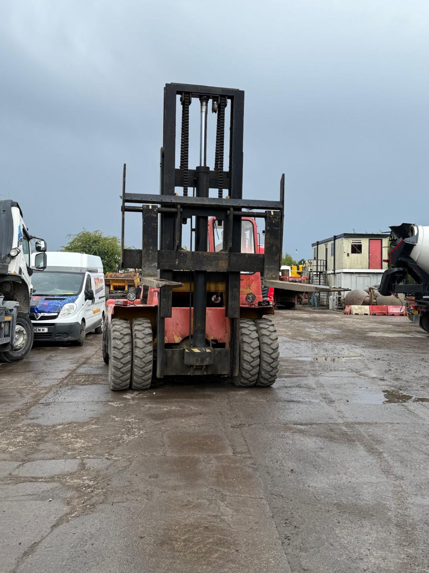 VC00046 Information from the seller: BOSS B2012 12 TON DIESEL FORKLIFT ...