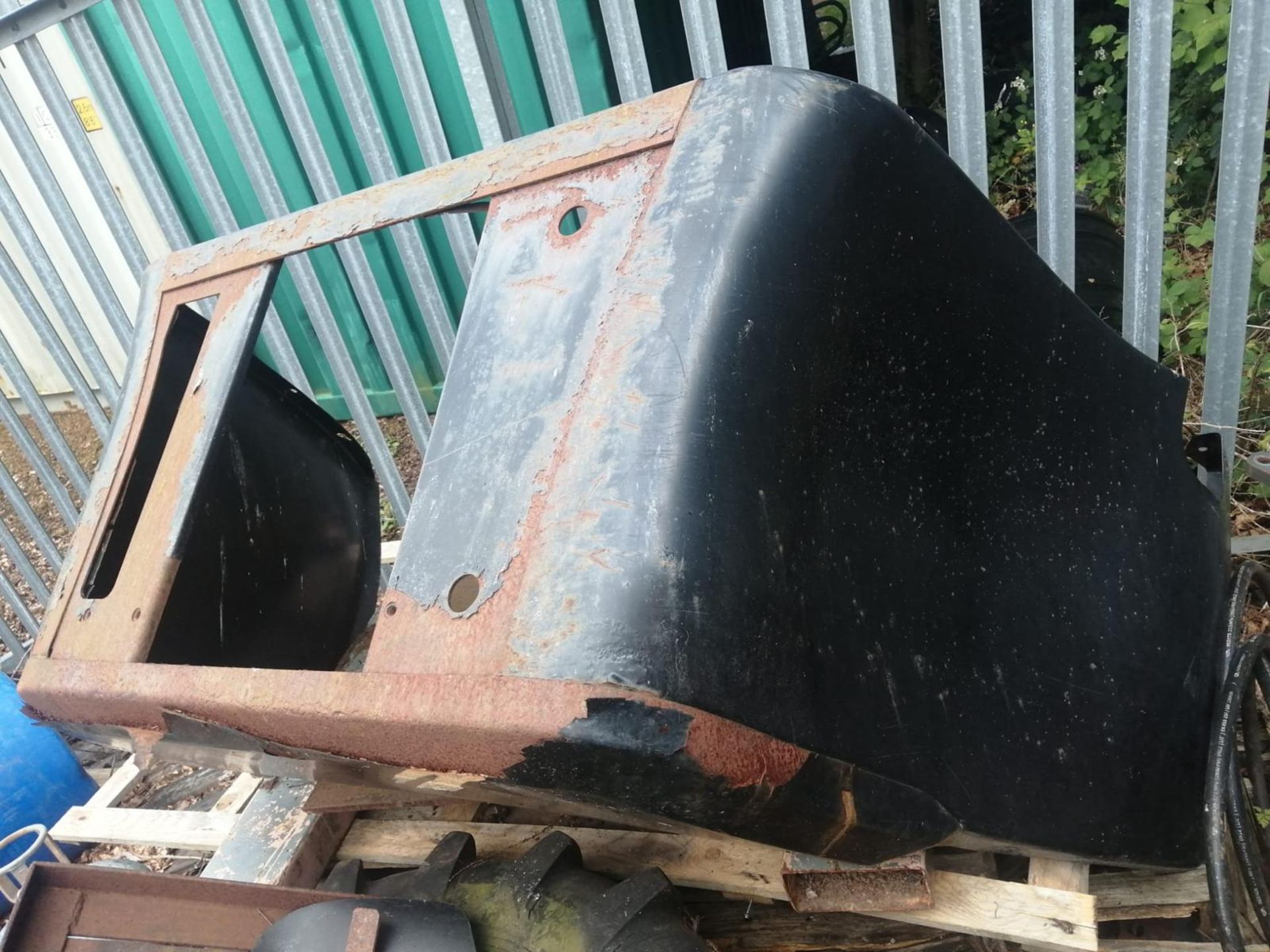 VC00017 Information from the seller: JCB TELEHANDLER ENGINE POD ...