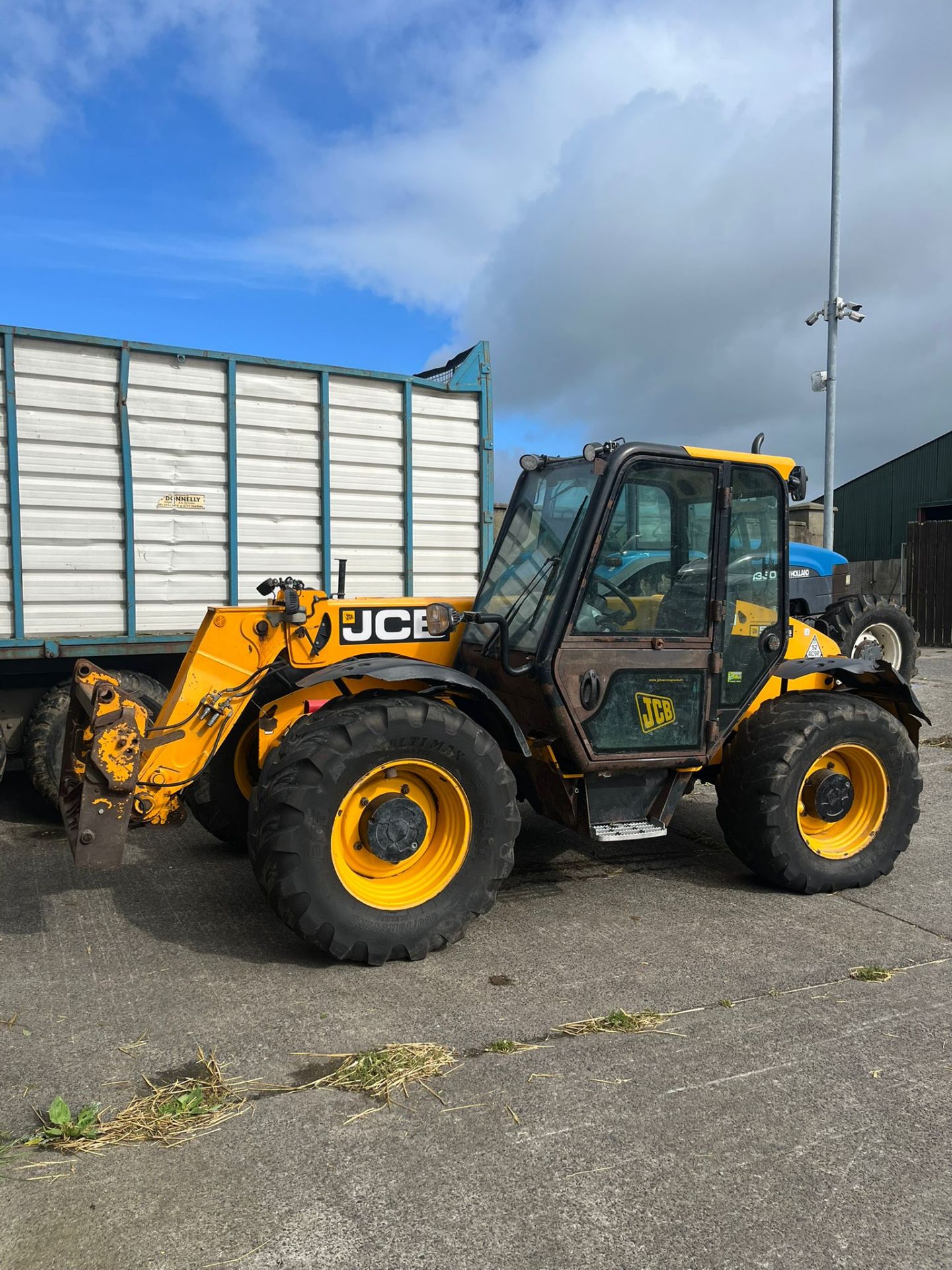 VC00099 Information from the seller: 2011 JCB 526-56 Agri Telehandler Q ...