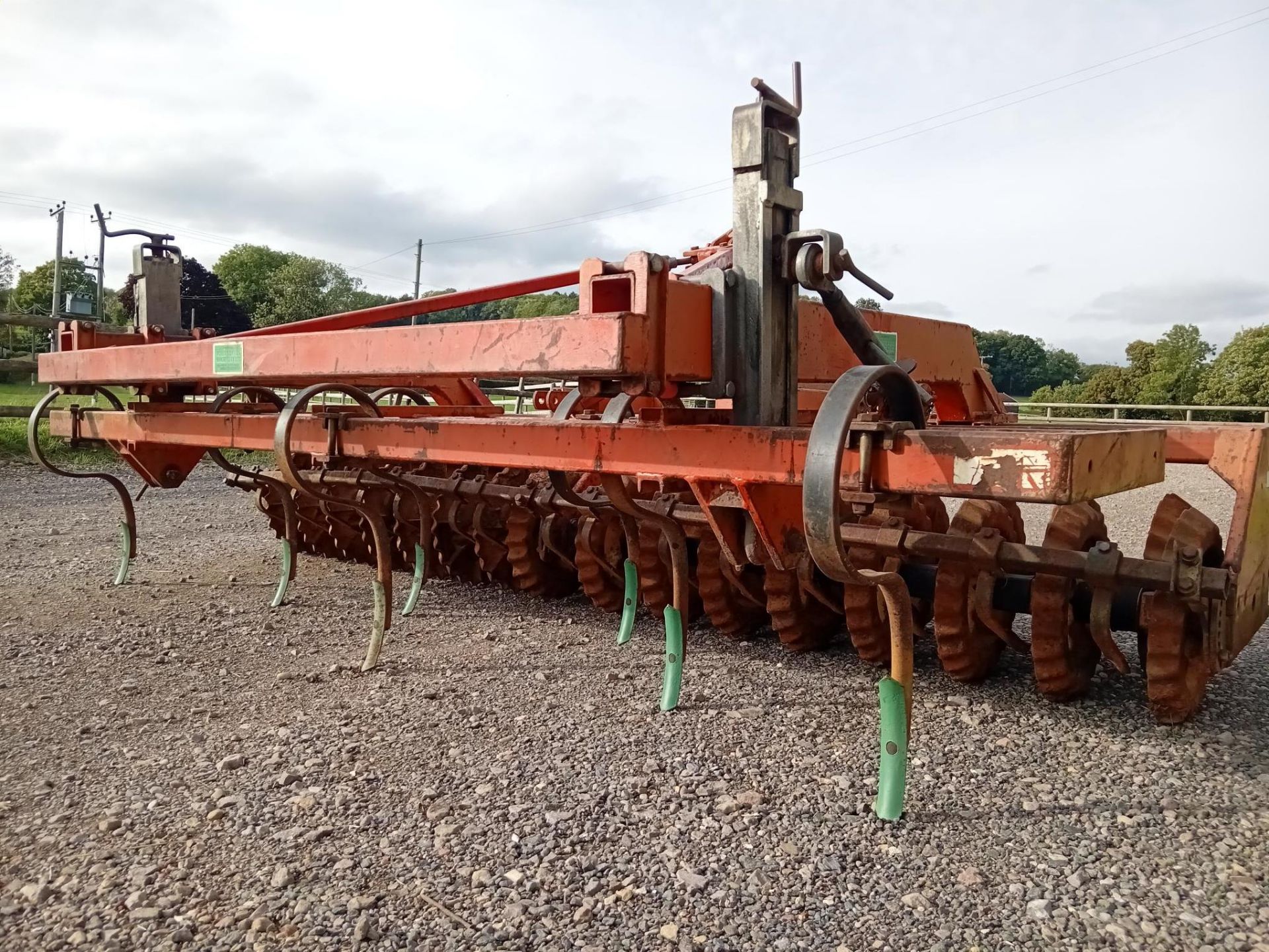 VC00098 Information from the seller: Guttler Dx30 Front Press - 3m ...