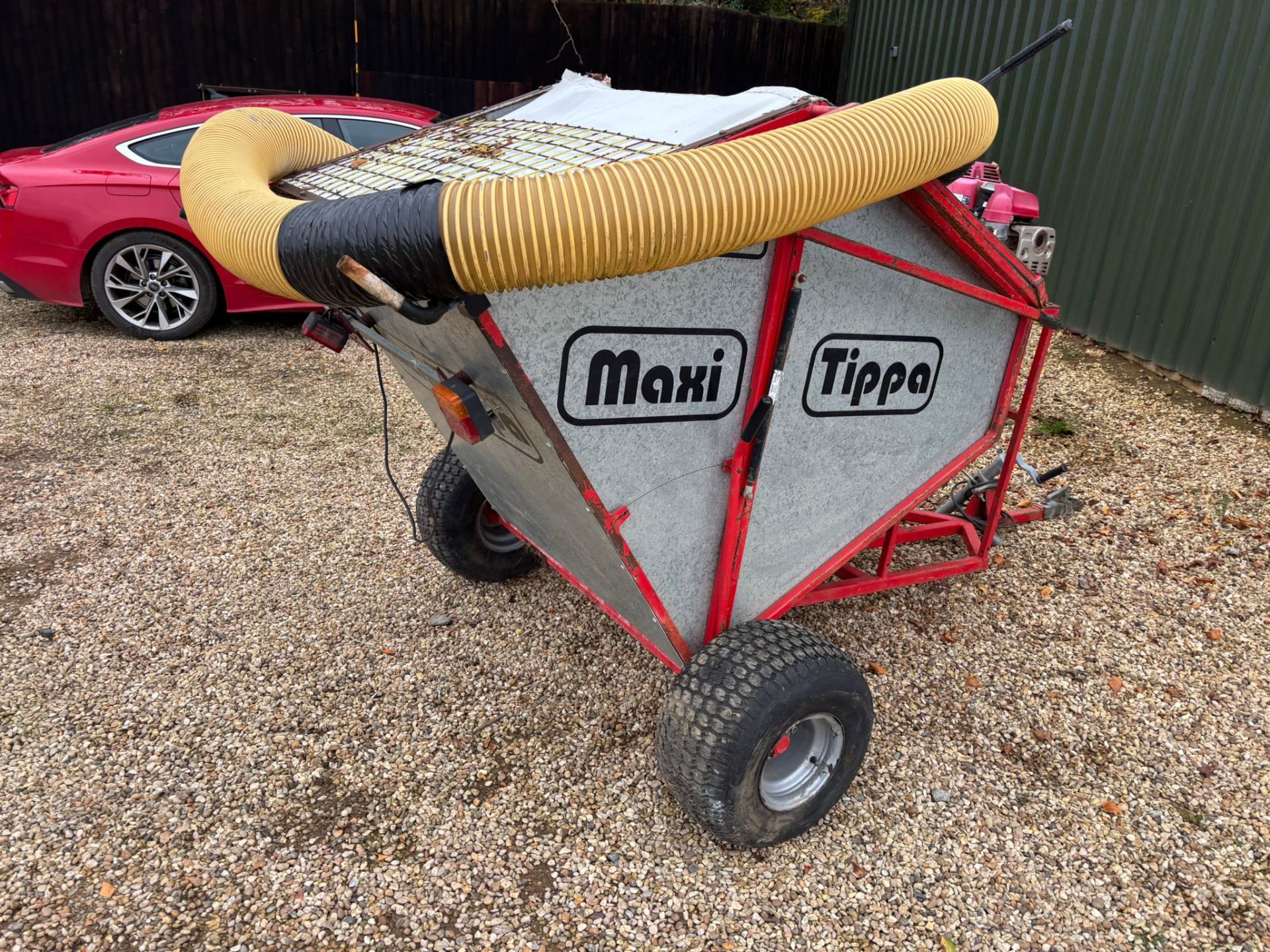 VC00104 Information from the seller: Maxi Tippa Vacuum Tanker Poo ...