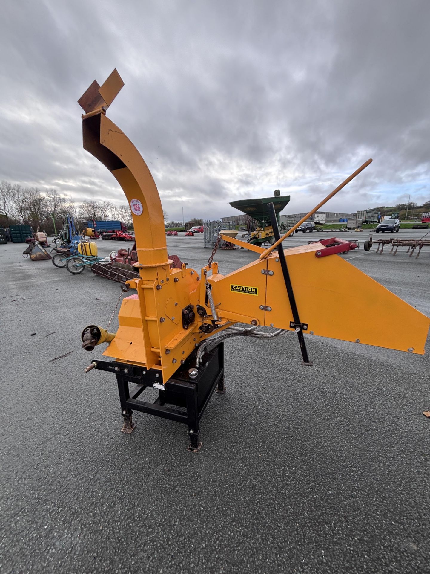 WOODCHIPPER ON 3 POINT LINKAGE