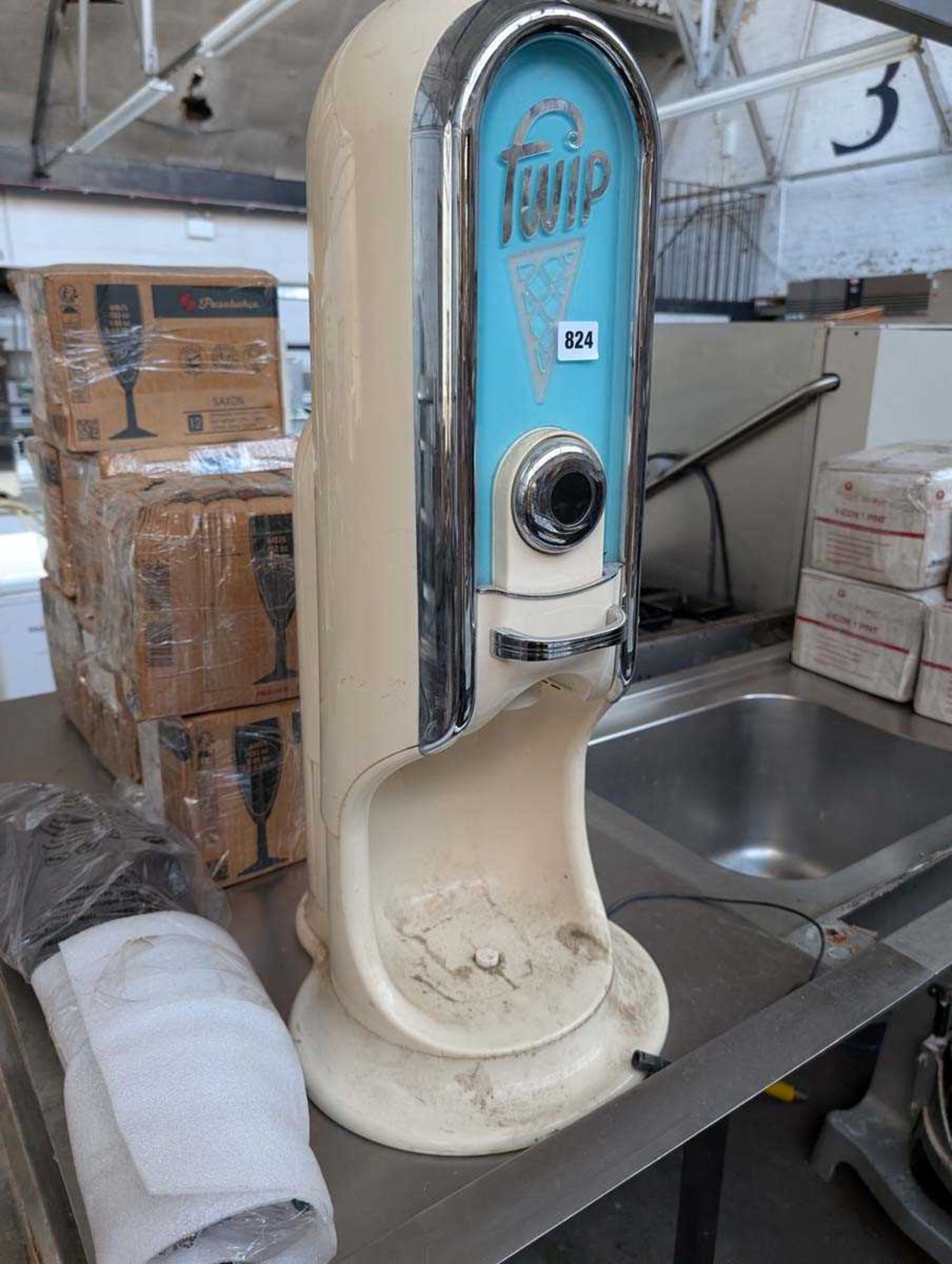Fwip ice cream machine