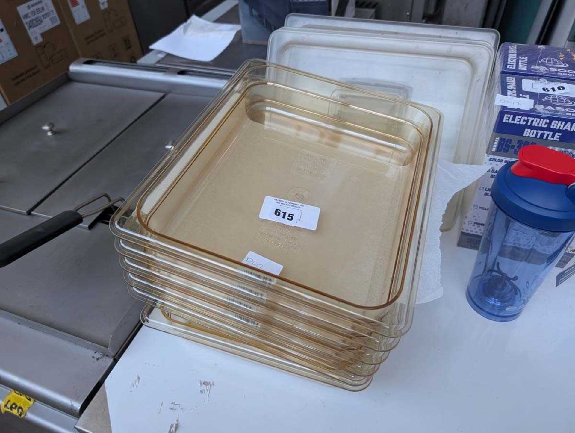 +VAT 6 plastic half size gastronorm food containers, some with lids