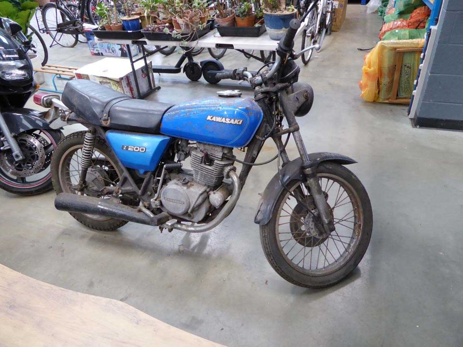 Kawasaki Z 200 motorcycle