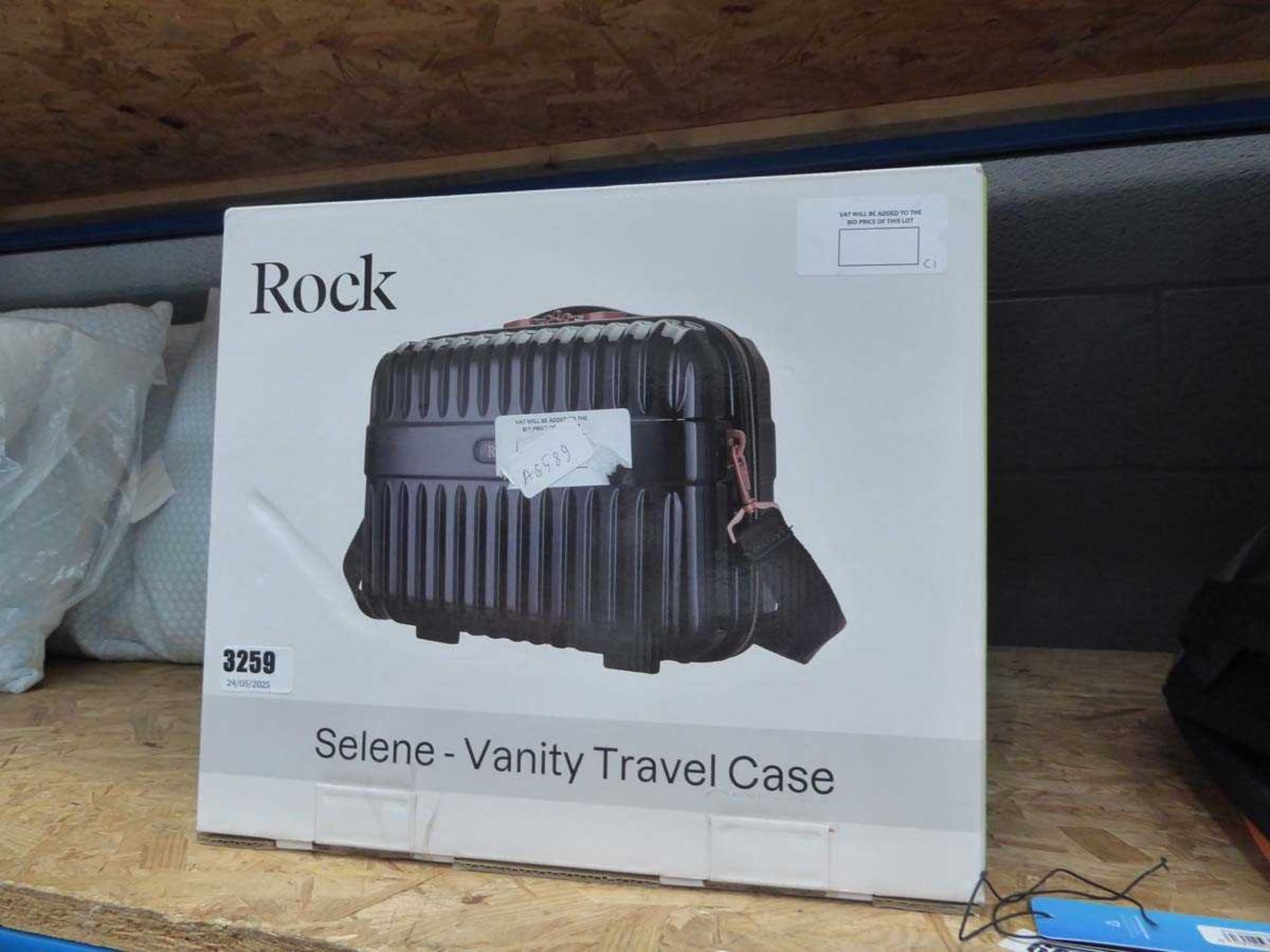 The Rock vanity travel case