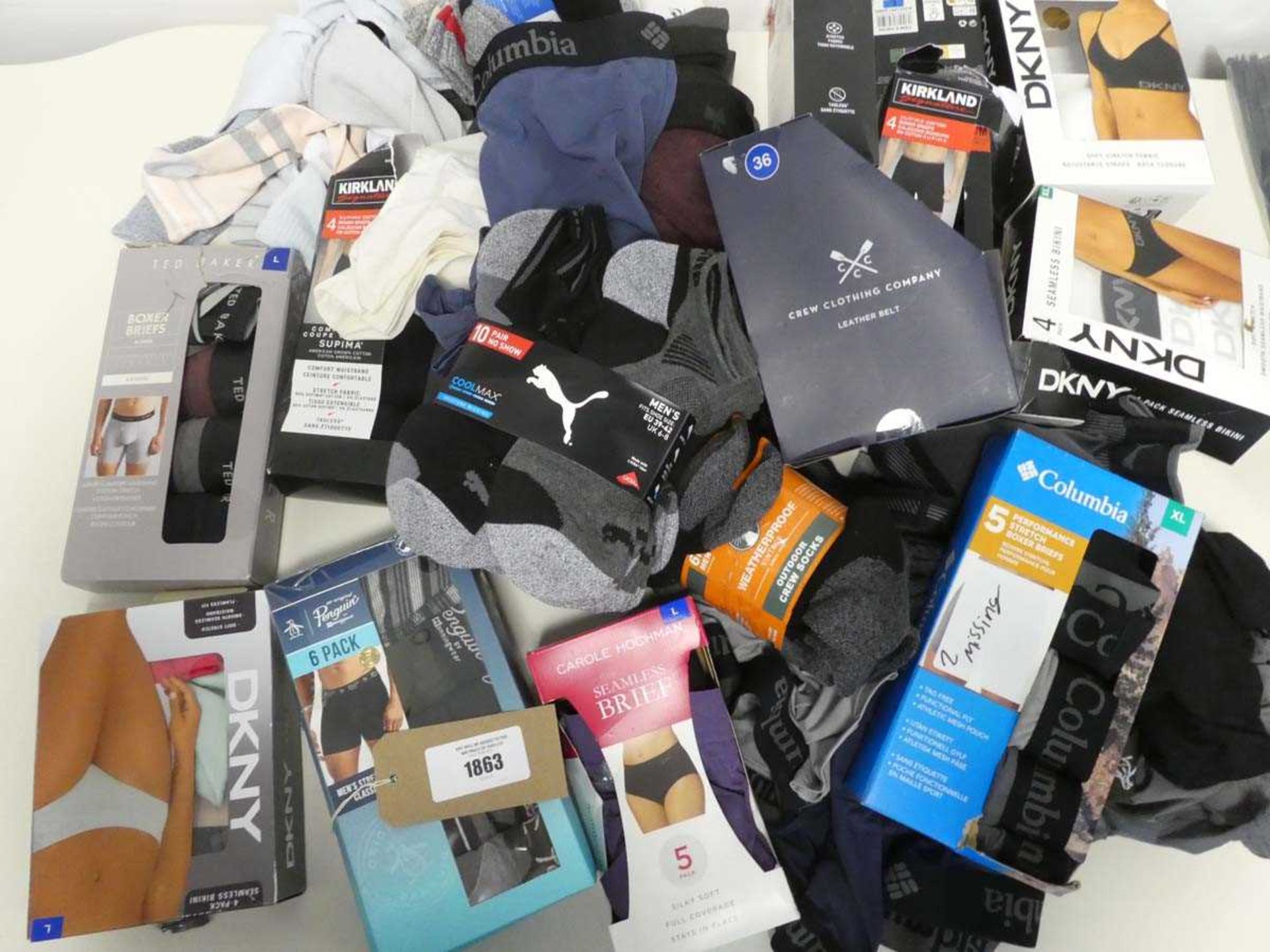 +VAT Mixed lot of mens and womens underwear, socks, bras to include ...