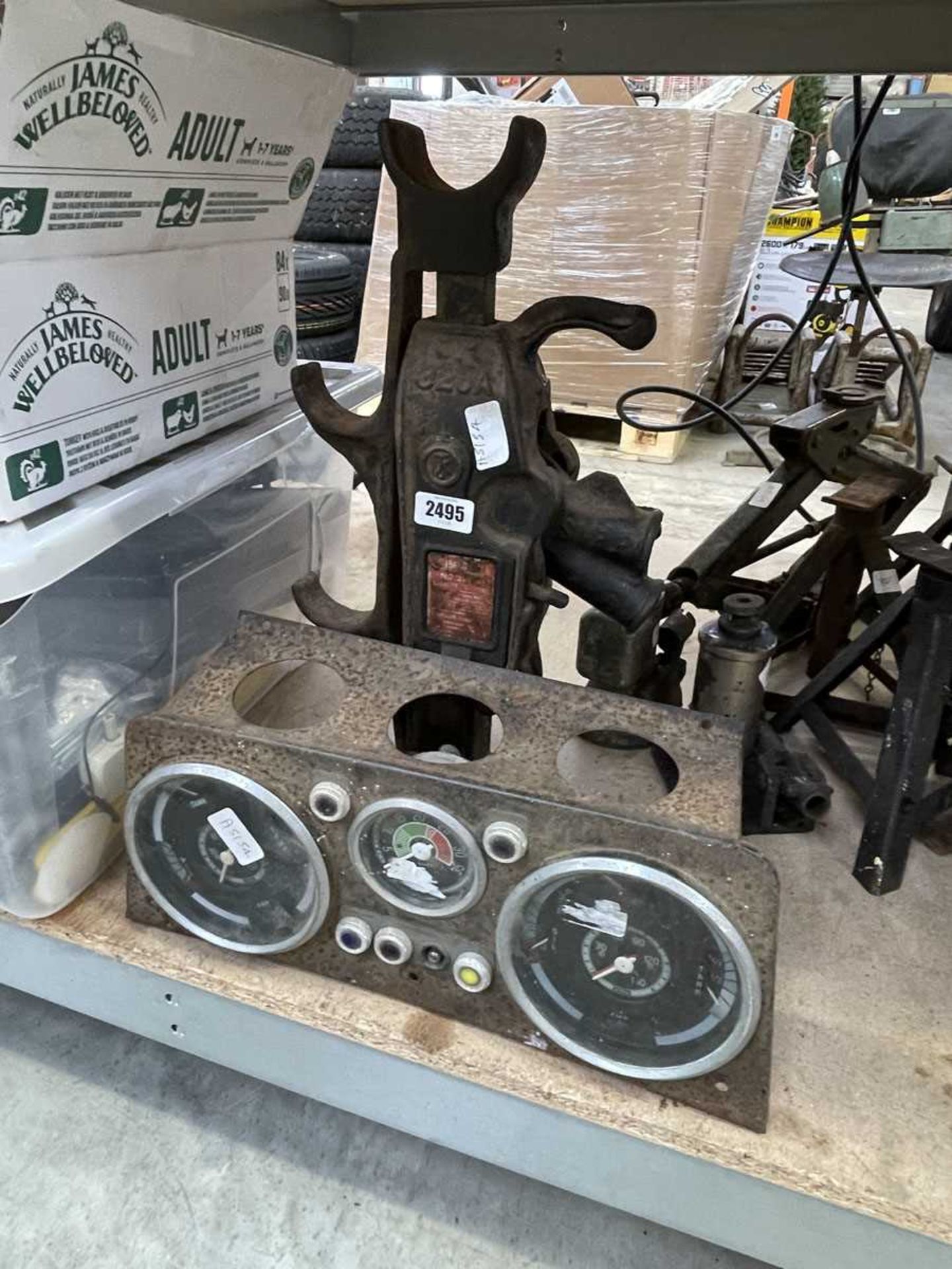 Simplex No. 320A jack with motor meter