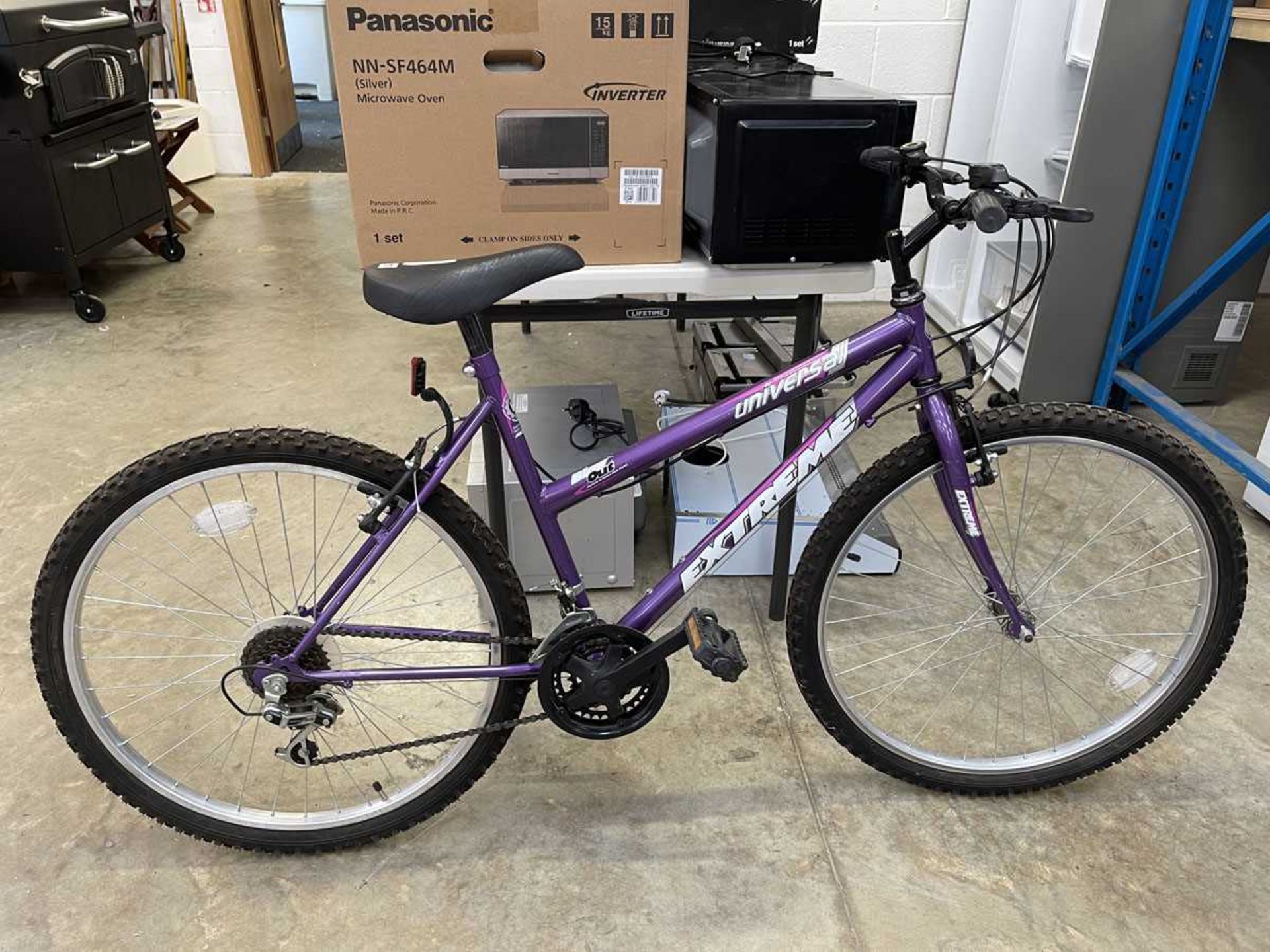 Extreme Universal girls mountain bike in purple