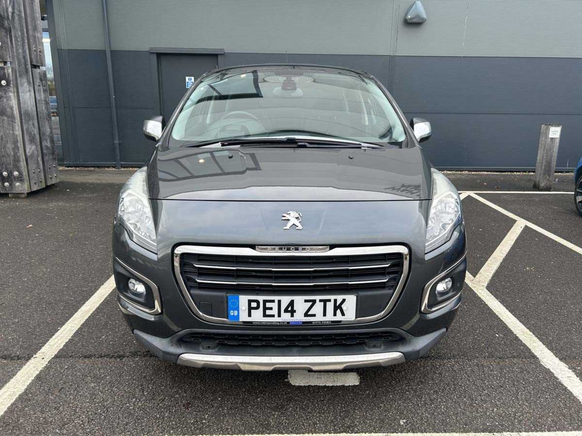 (PE14 ZTK) 2014 Peugeot 3008 Allure E-HDI EGC 5-door hatchback in grey ...