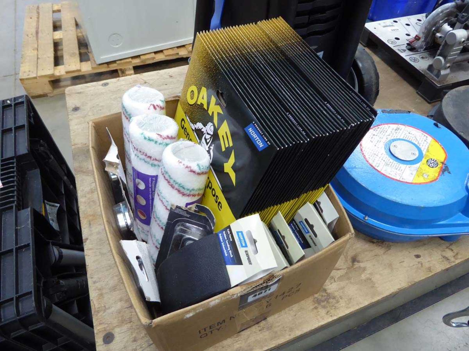 +VAT Box of assorted items to include sandpaper, sanding blocks, paint ...