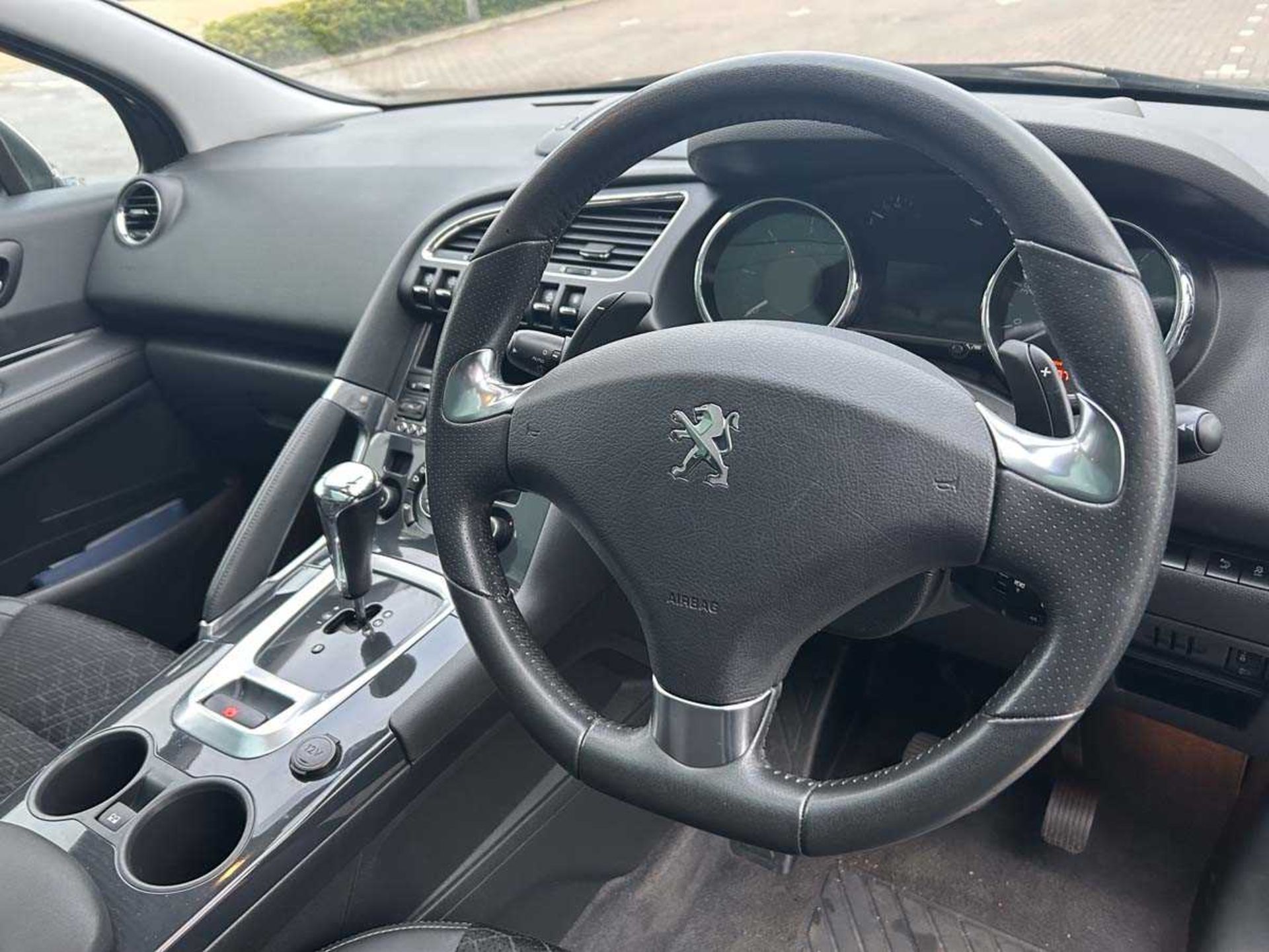 (PE14 ZTK) 2014 Peugeot 3008 Allure E-HDI EGC 5-door hatchback in grey ...