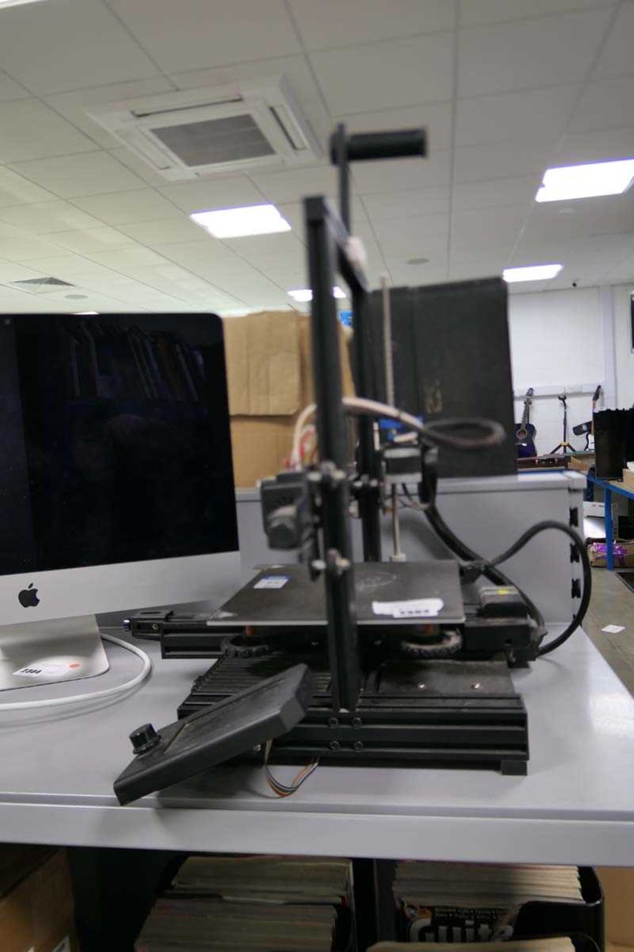 +VAT Crealty 3D printer