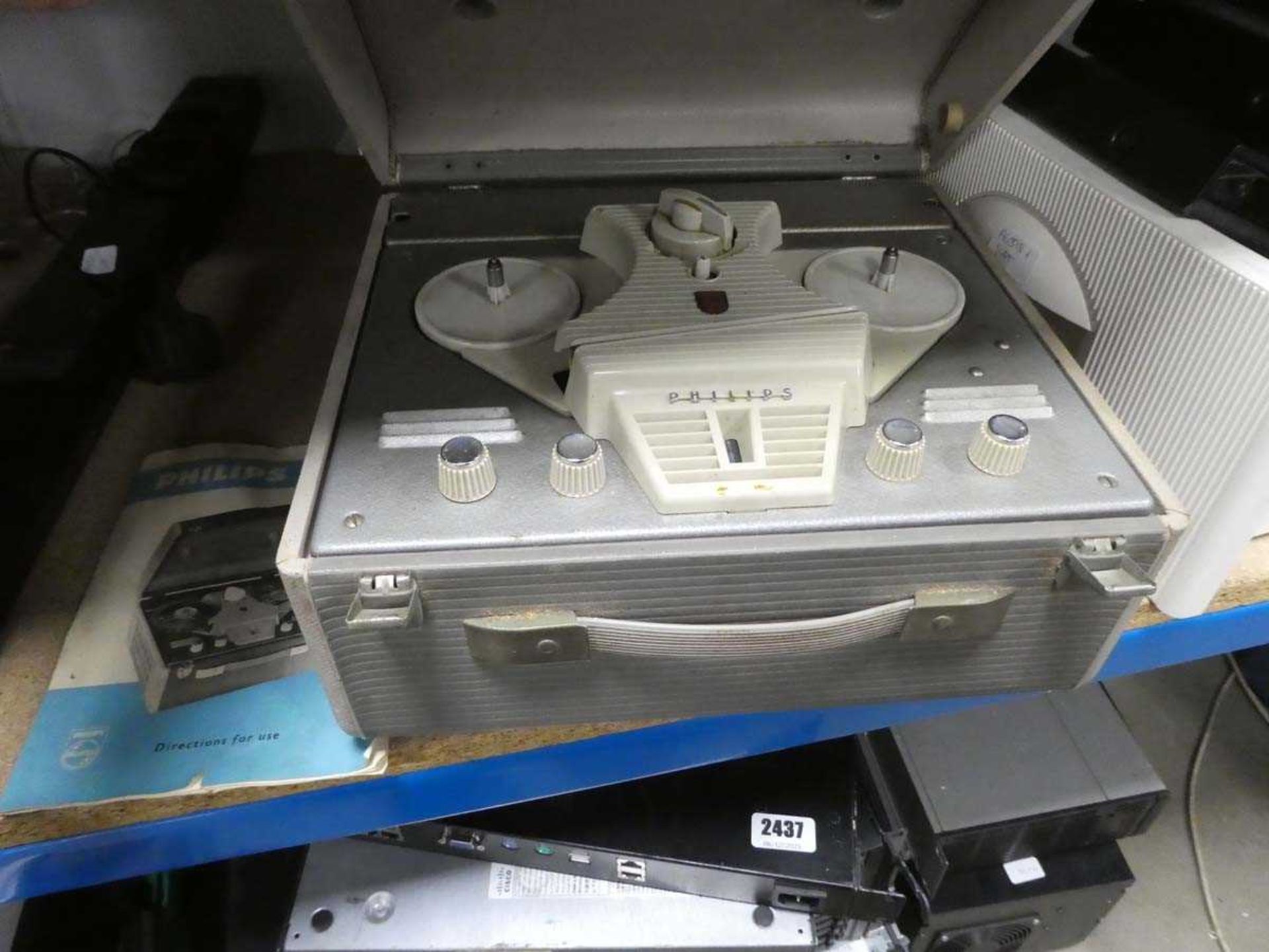 Philips reel to reel player