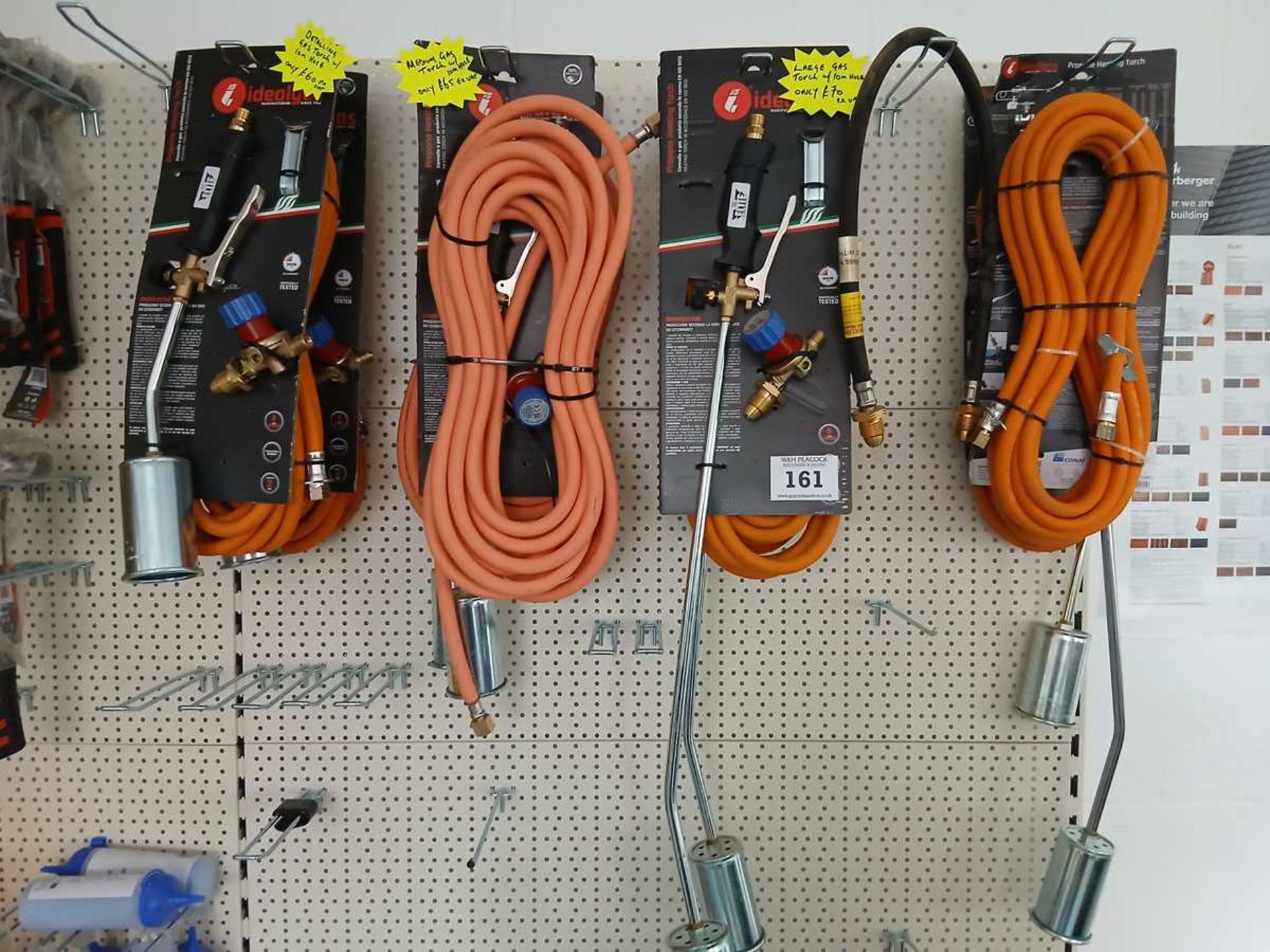 +VAT Eight packs of Ideal Gas & Calor Gas roofing torch kits