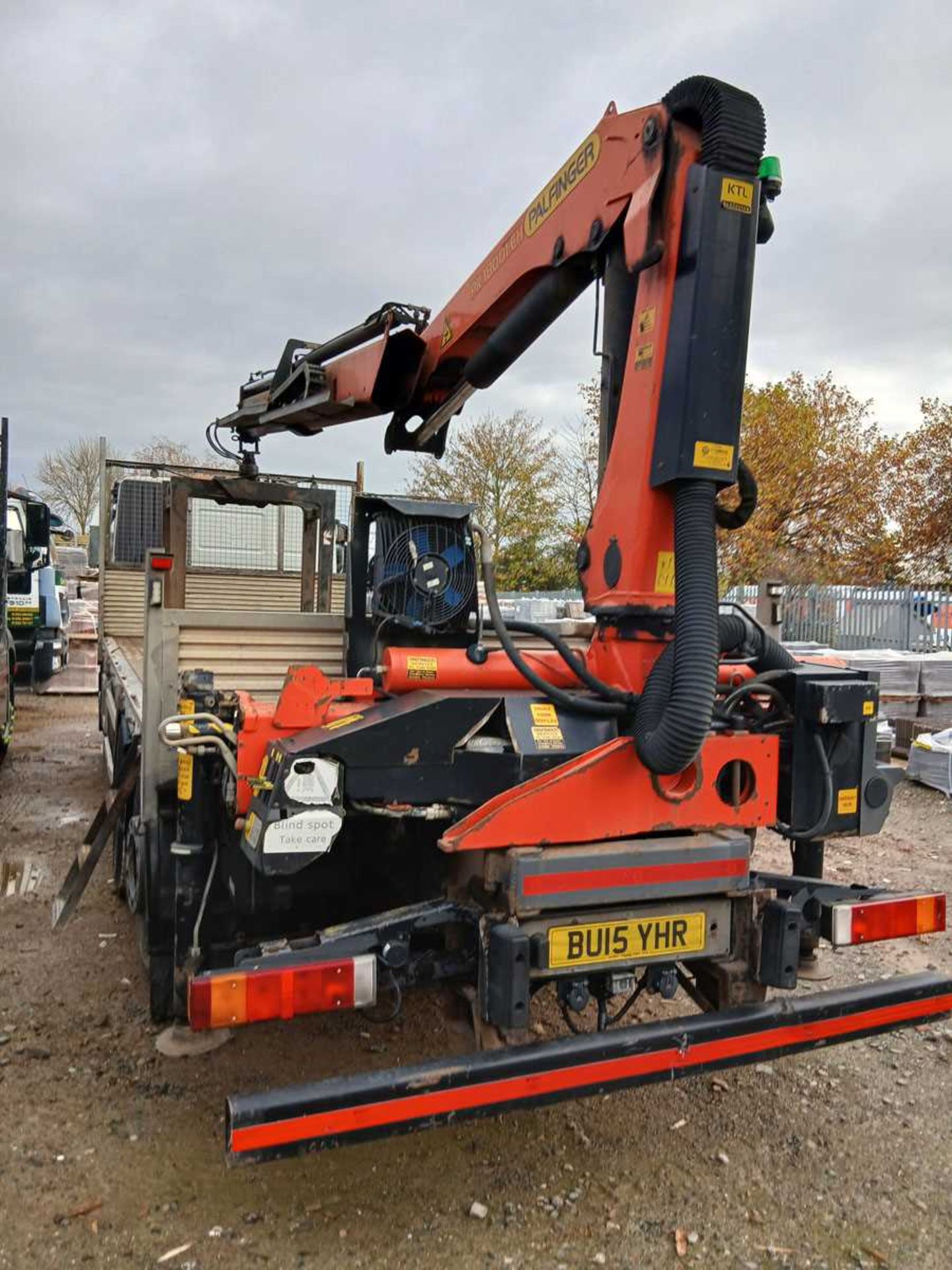 +VAT BU15 YHR - Iveco Stralis AD260S31Y/PS S-A 26 ton 6x2 builders ...