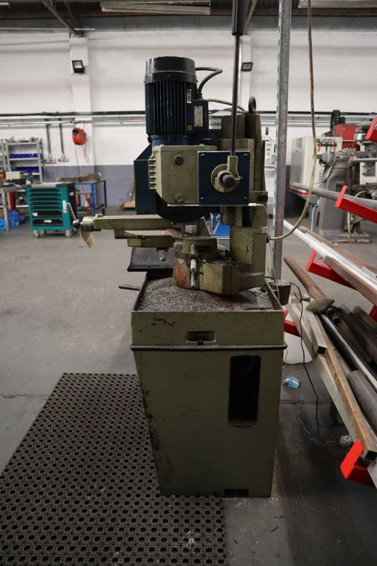 Mec Super Brown metal cut off saw on swivel cabinet base