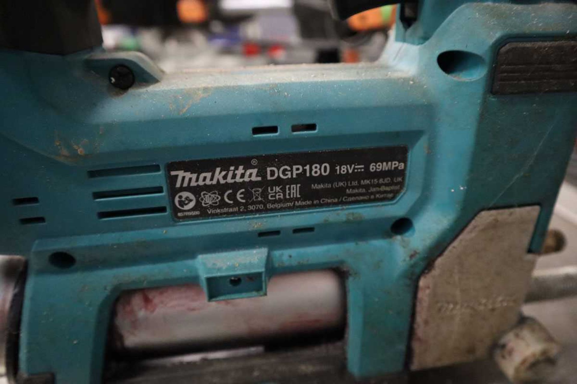 Makita DGP180 cordless grease gun