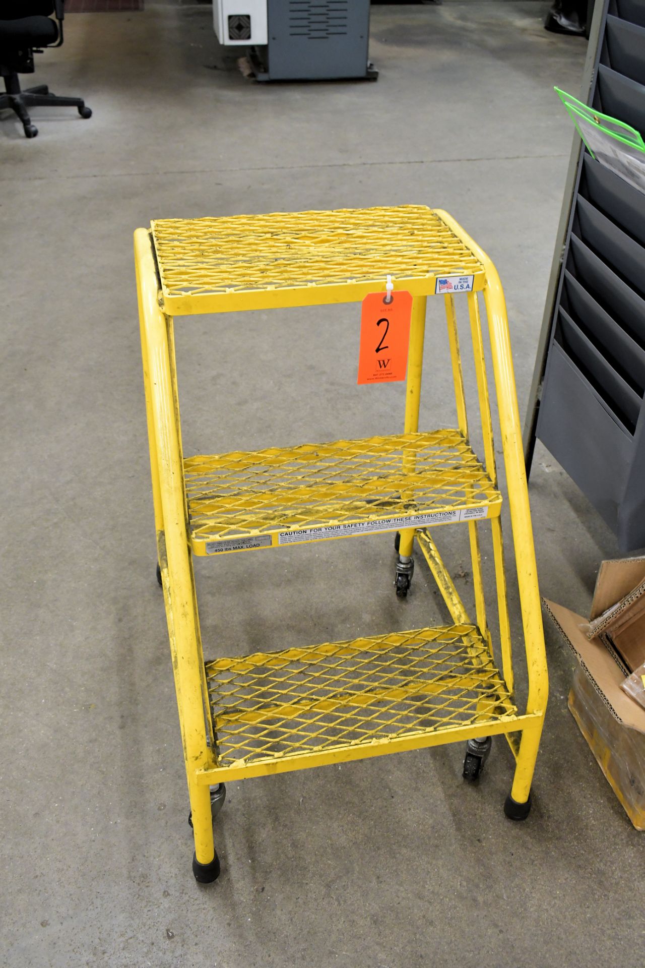 Lot - Husky 6 ft. Fiberglass Step Ladder; with 450-lb. Capacity 3 ft ...