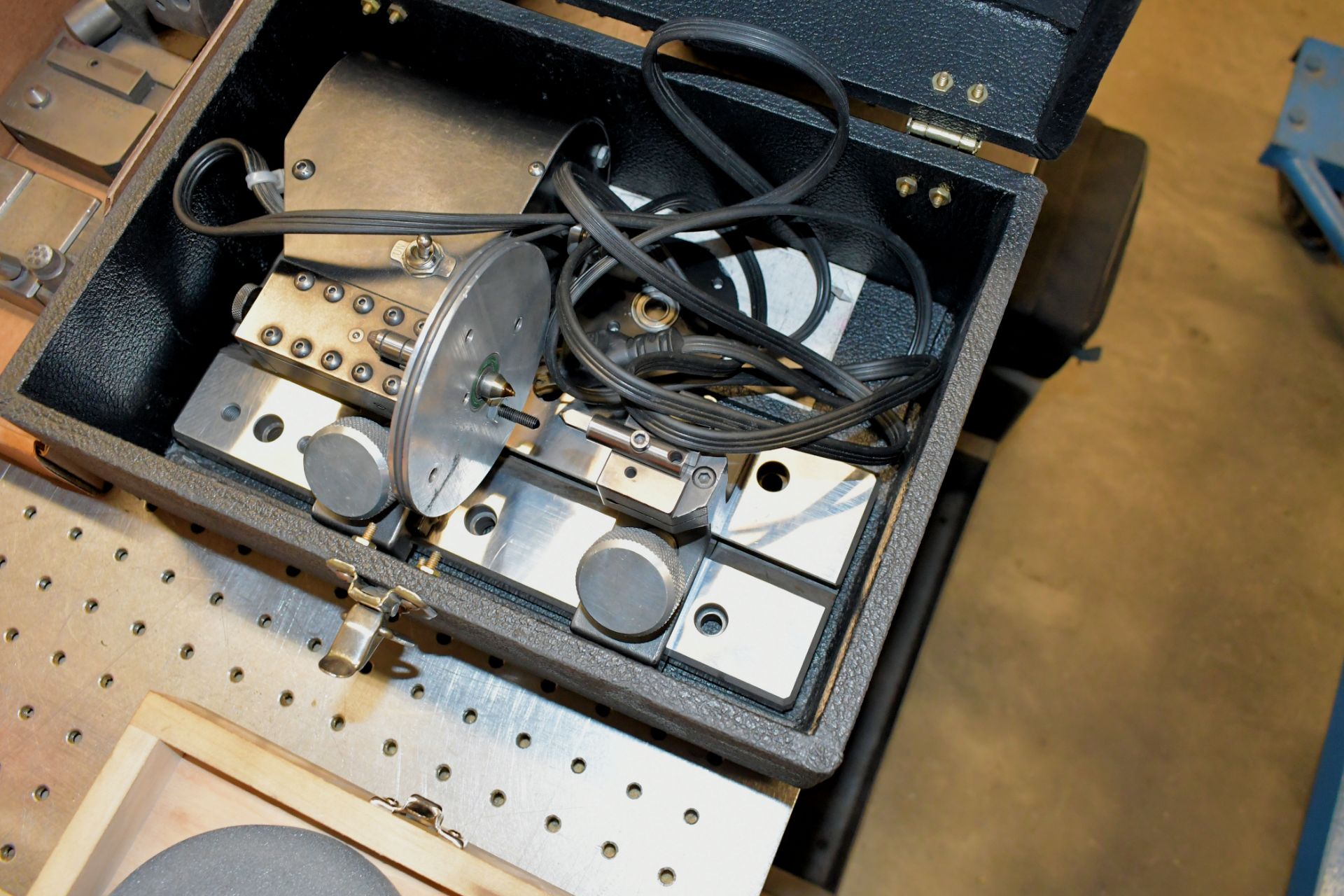 Harig Motorized Bench Center; with Case