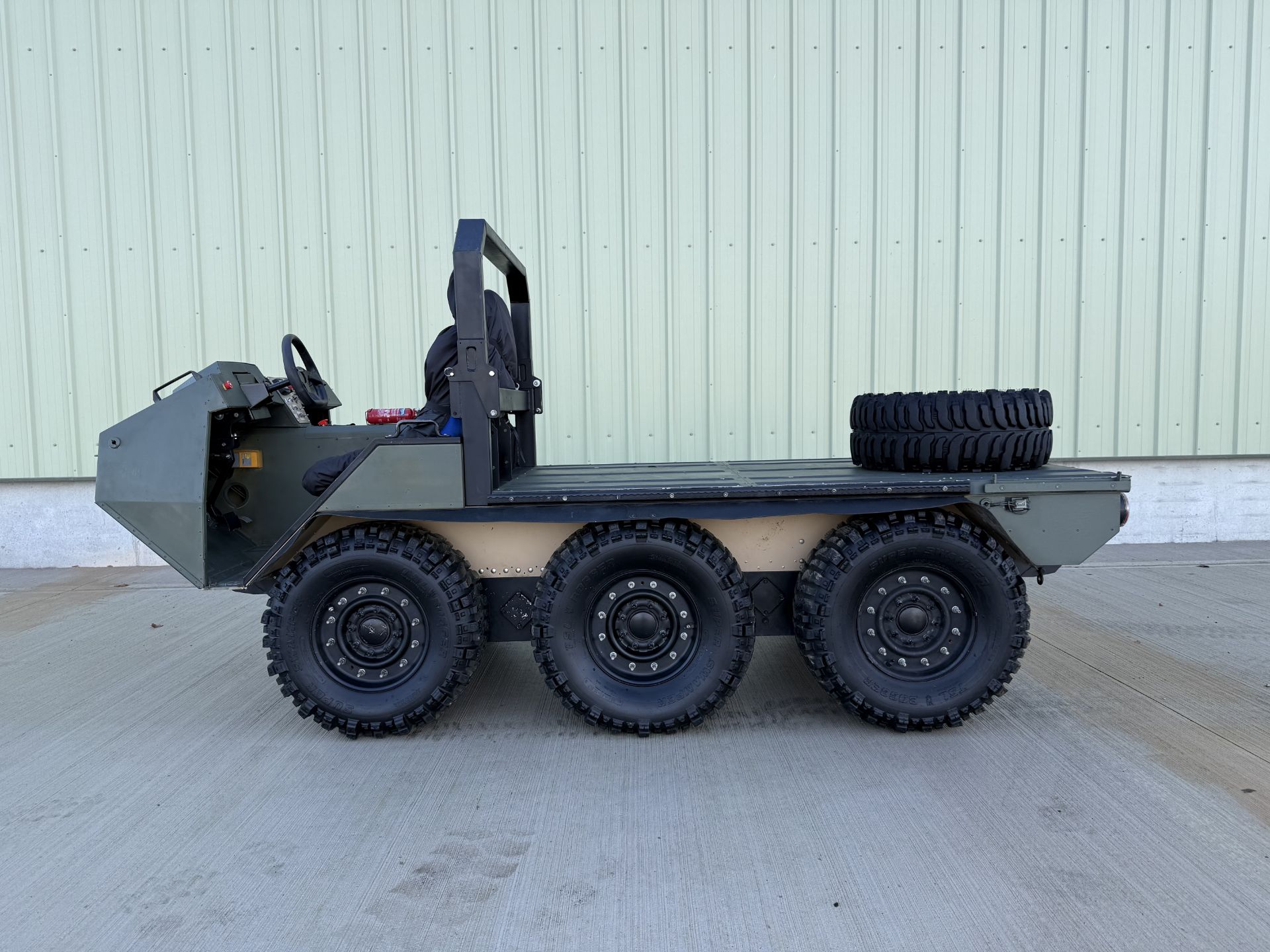 You are bidding on a: HAWC II 6X6 High Mobility Vehicle (HMV) Fully ...