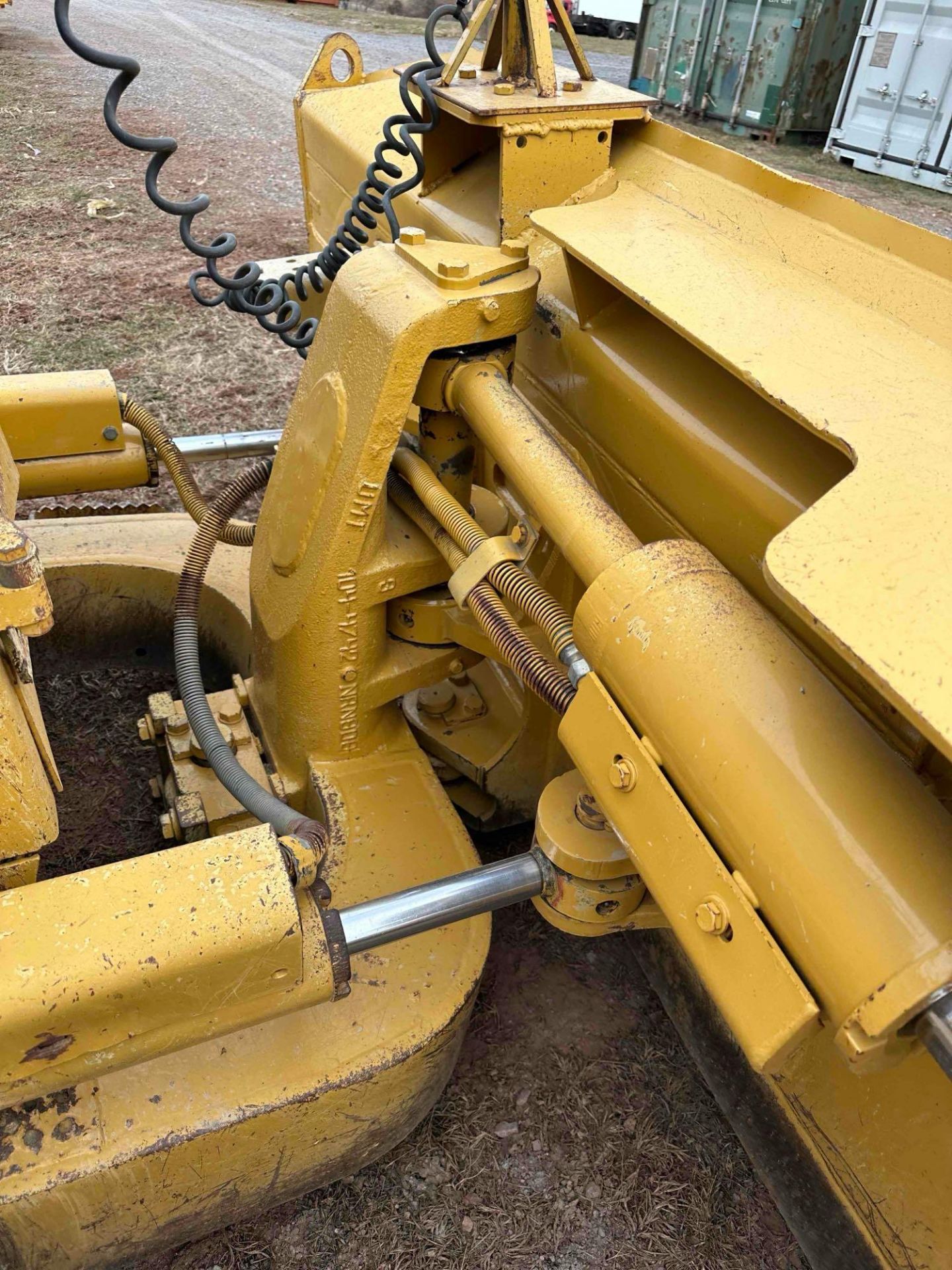 1998 CAT D5M XL Enclosed Cab, Heat, A/C, 6 Way Blade, Cat 3116T 110 HP ...