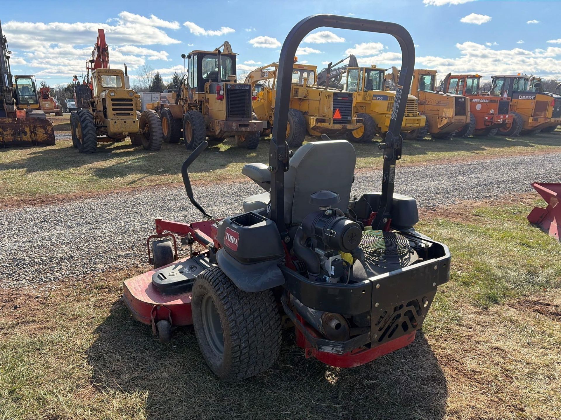 Toro Promaster 5000 72" Deck, Gas, Hydrostatic Hours: 939 S/N: 000178