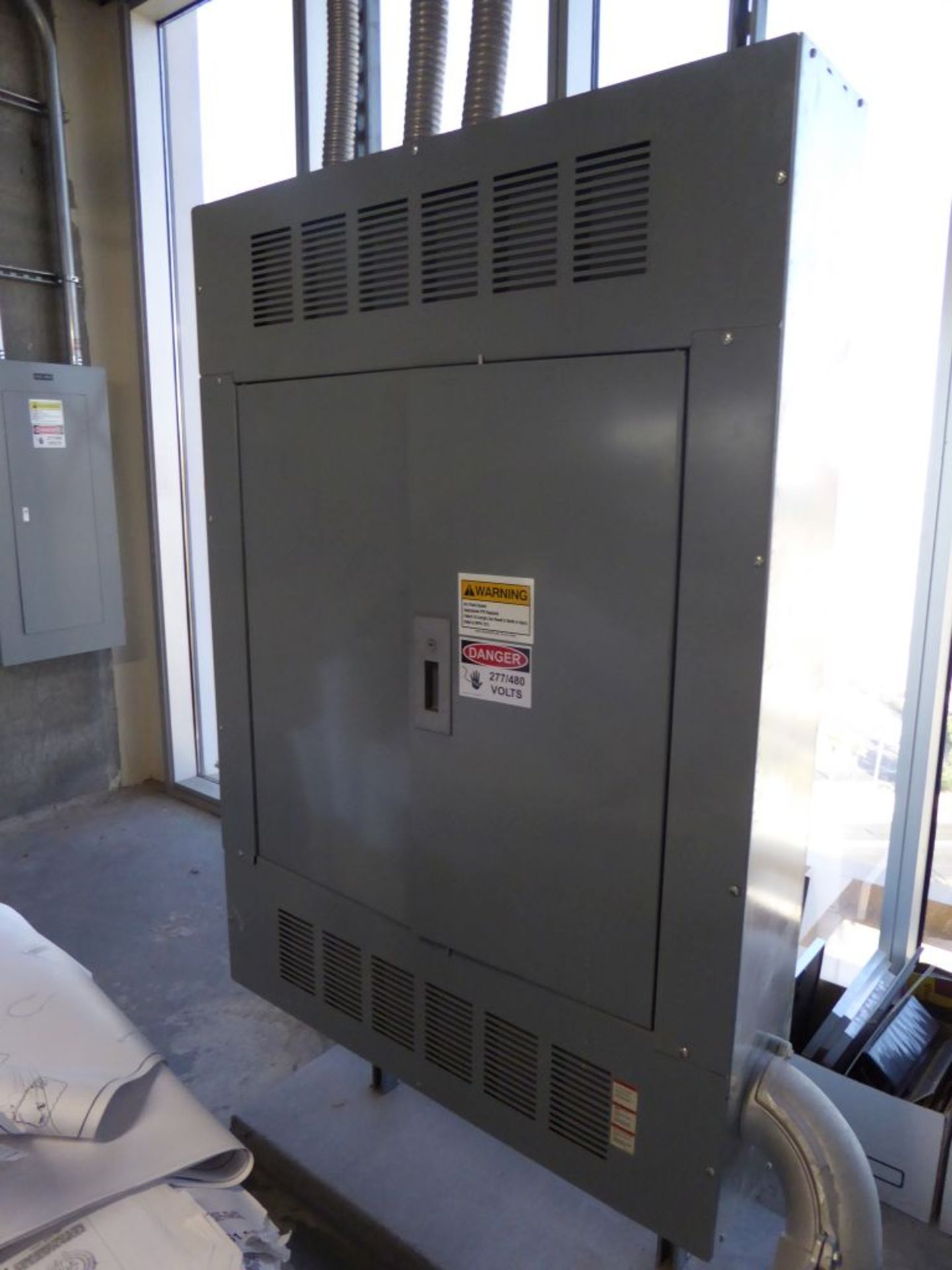 (1) Panelboard, Cat HCP23596, 600A, 600V~250V, (4) JJ250 Circuit ...