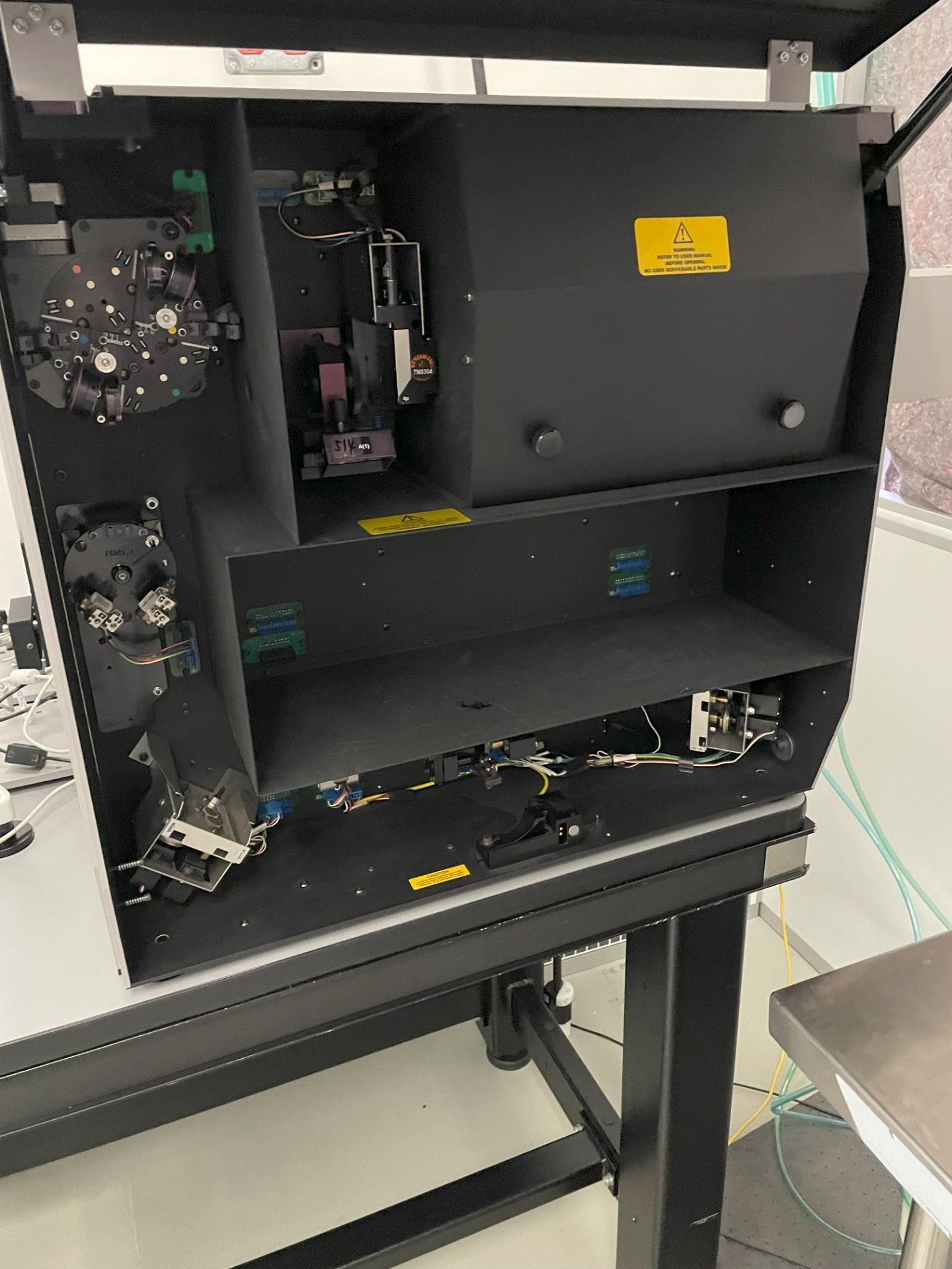 LOCATED OF VANCOUVER, BC CANADA- Used Renishaw inVia Basis Raman ...