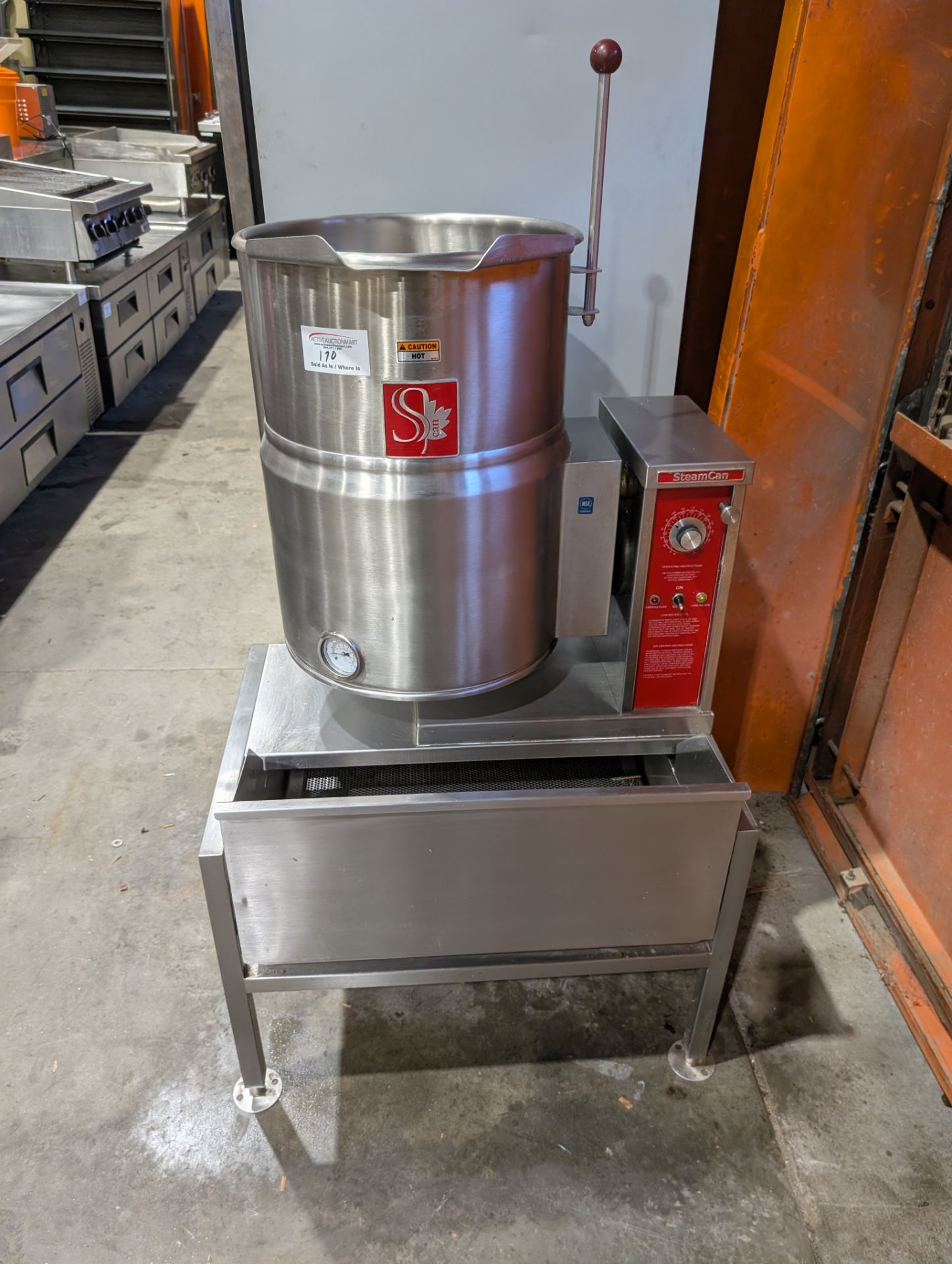 SteamCan EC-12 Electric Tilting Kettle