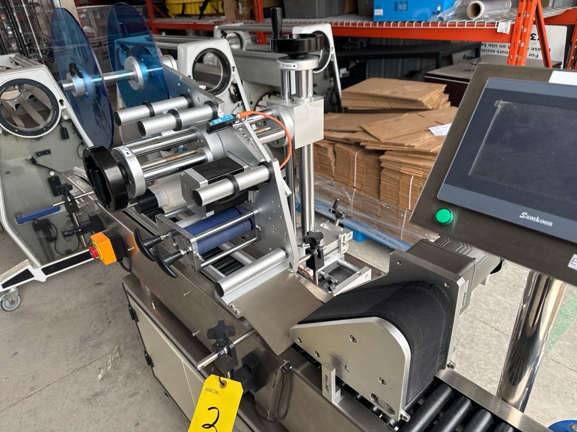 Auchan Tech. Fully Automatic High-Speed Round Bottle Labeling Machine ...