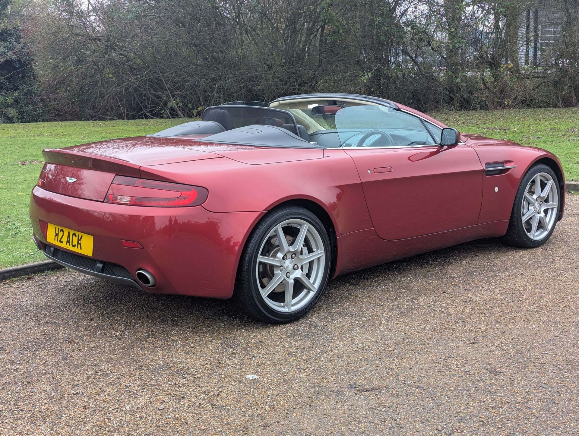 Make & Model:Aston Martin , V8 Vantage Roadster Date of Reg:H2ACK ...