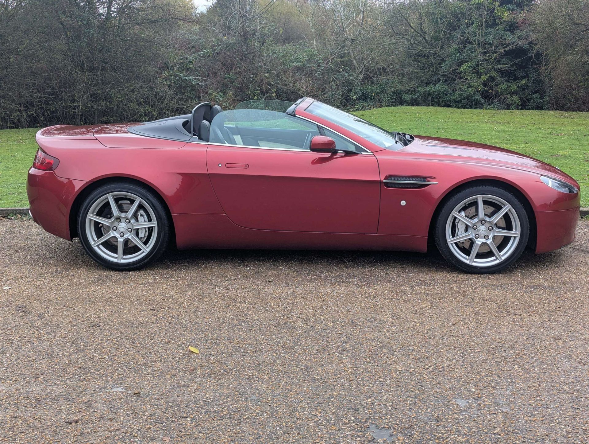 Make & Model:Aston Martin , V8 Vantage Roadster Date of Reg:H2ACK ...