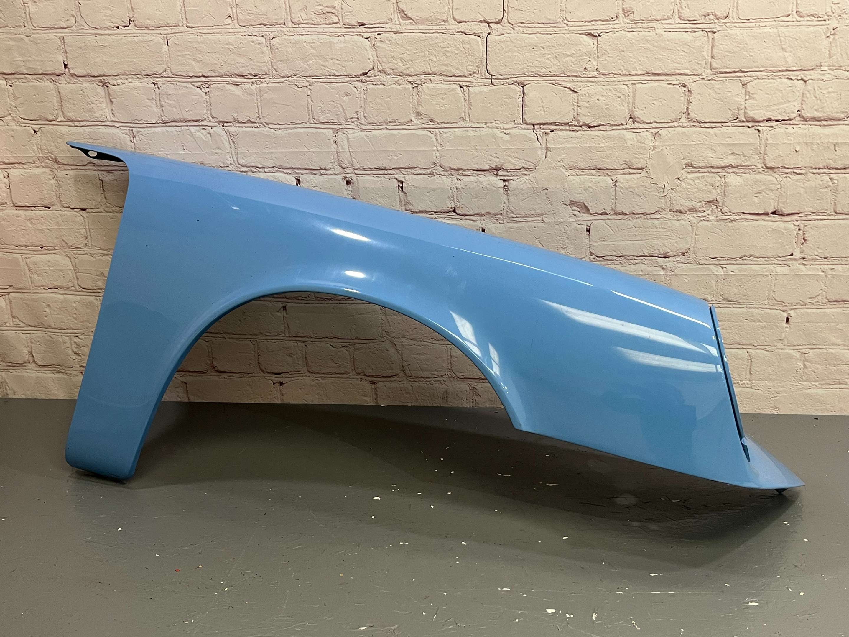 Summary:NOS Porsche 964 Wing