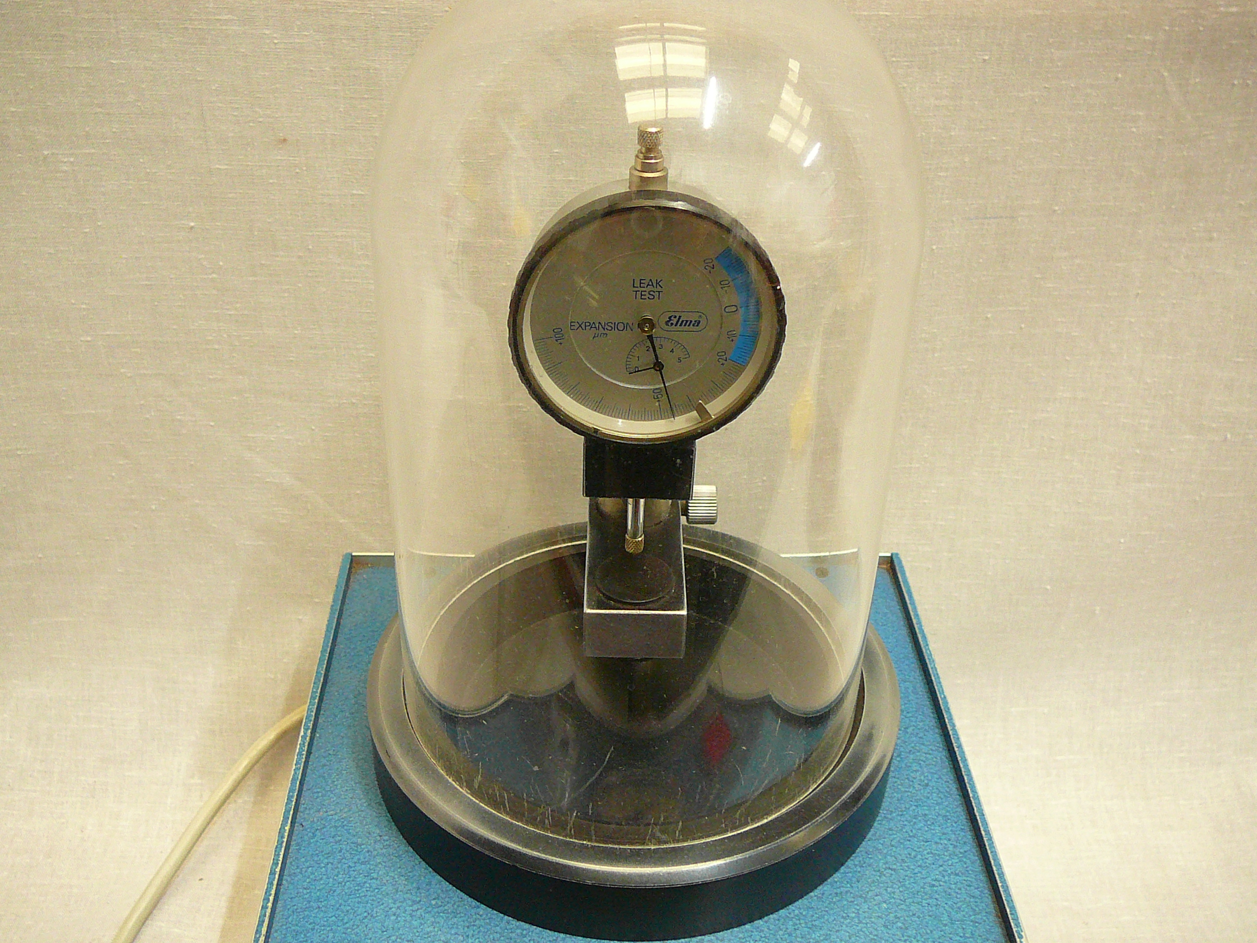 Elma Watch Pressure tester. Working on removal