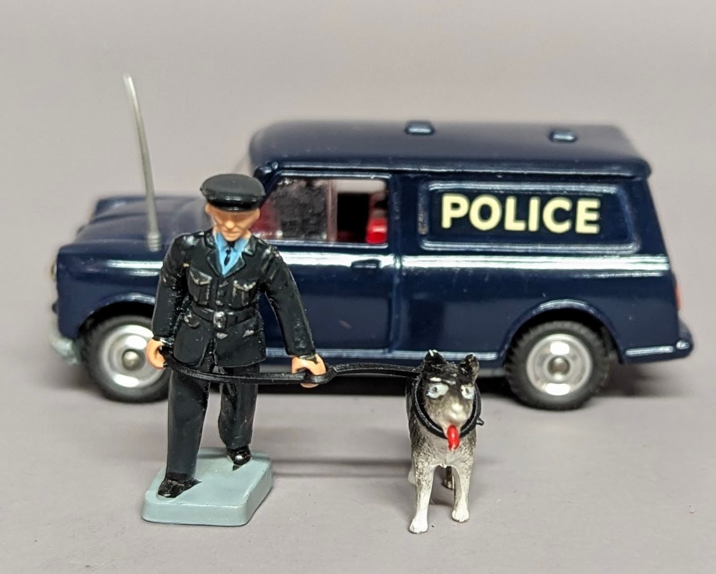 Corgi Toys - 448 B.M.C Mini Police Van with Tracker Dog, navy blue body ...